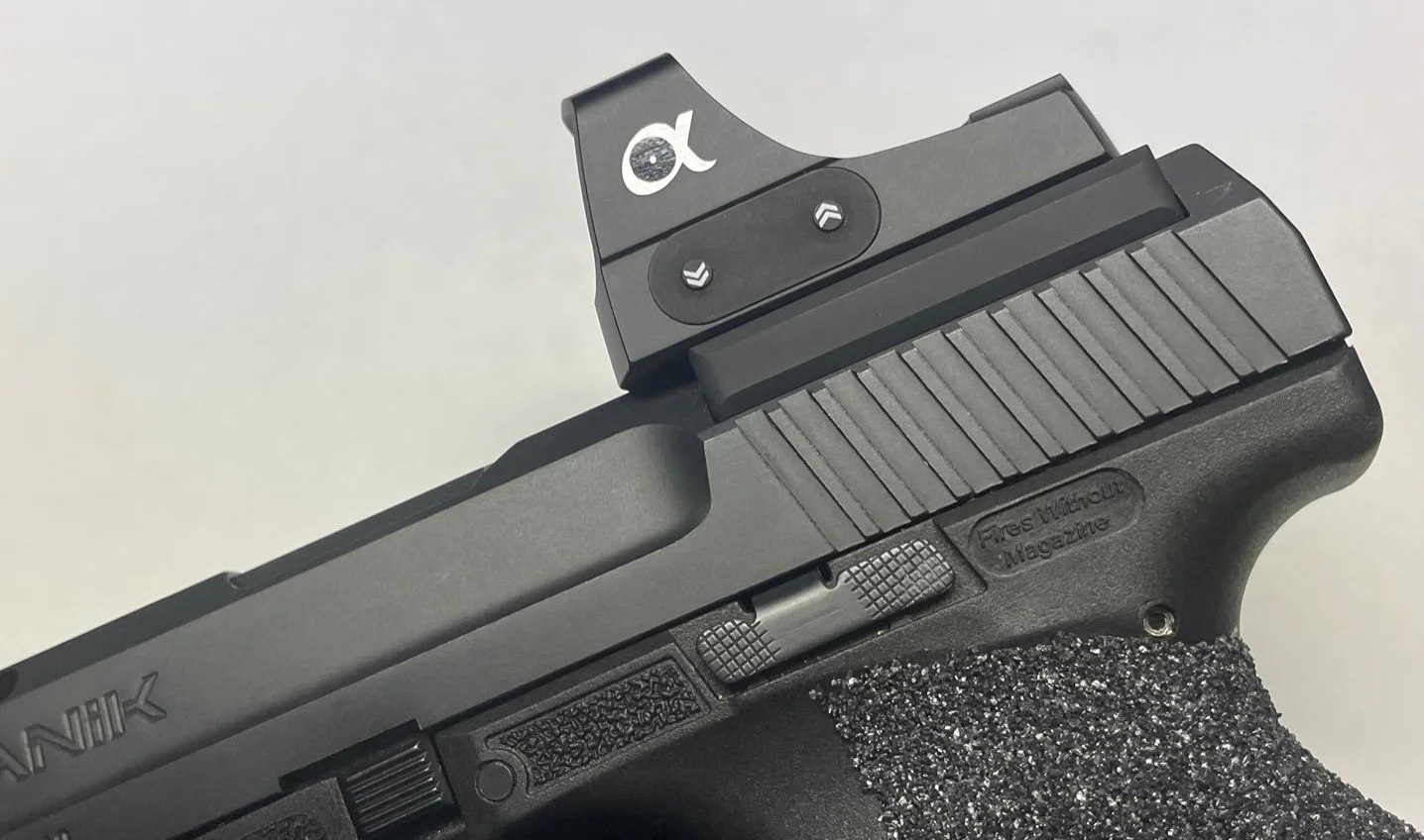 Red Dot Mounting Screws — 71 Creative