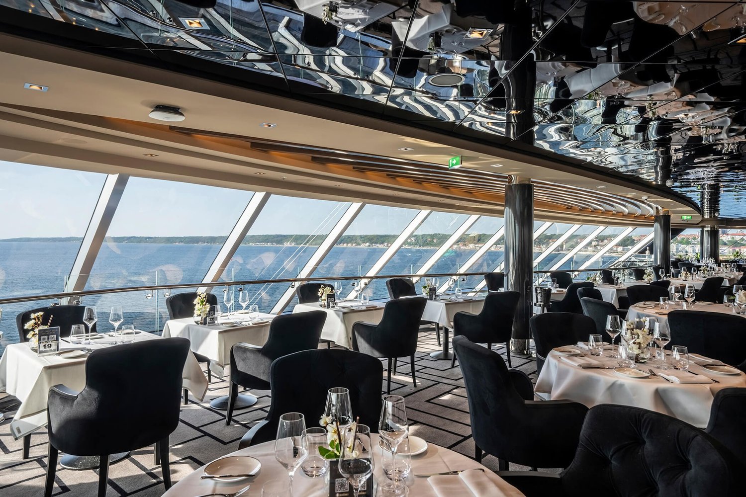 MSC Cruises Yacht Club Breakfast, Lunch, & Dinner PDF Menus — Freestyle ...