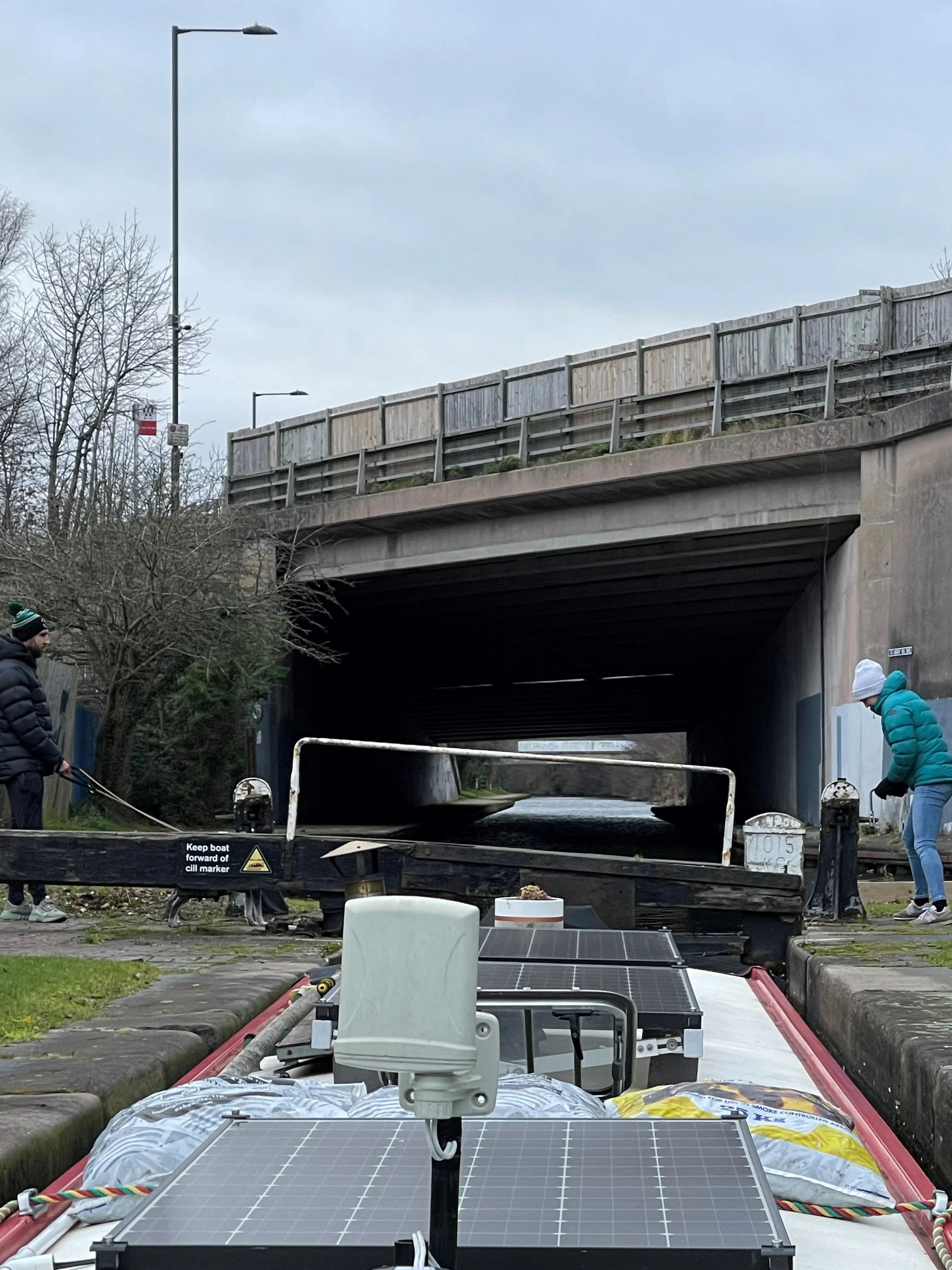 Minworth Locks — A Very Narrow Journey