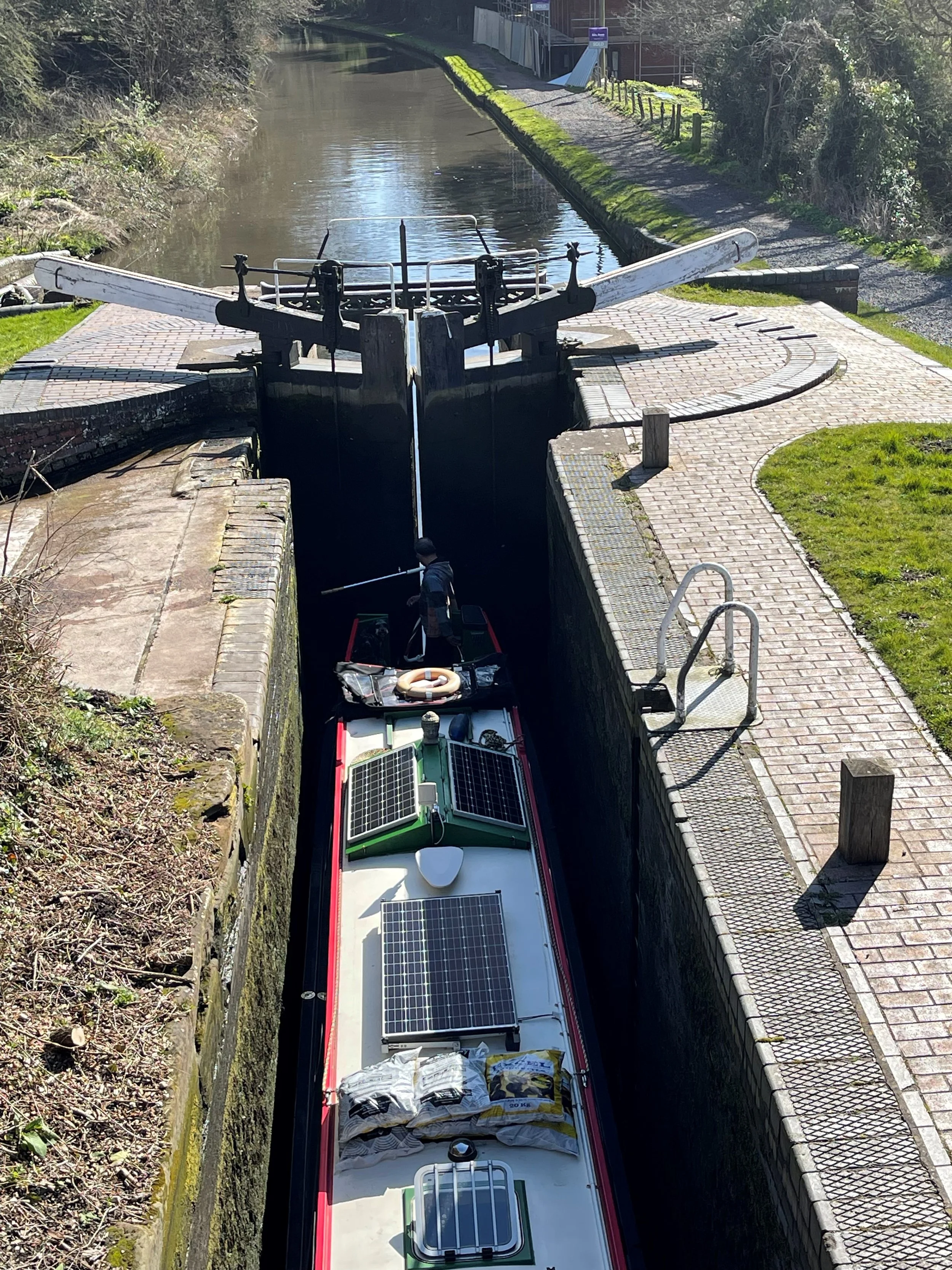 Hinksford to The Bratch — A Very Narrow Journey