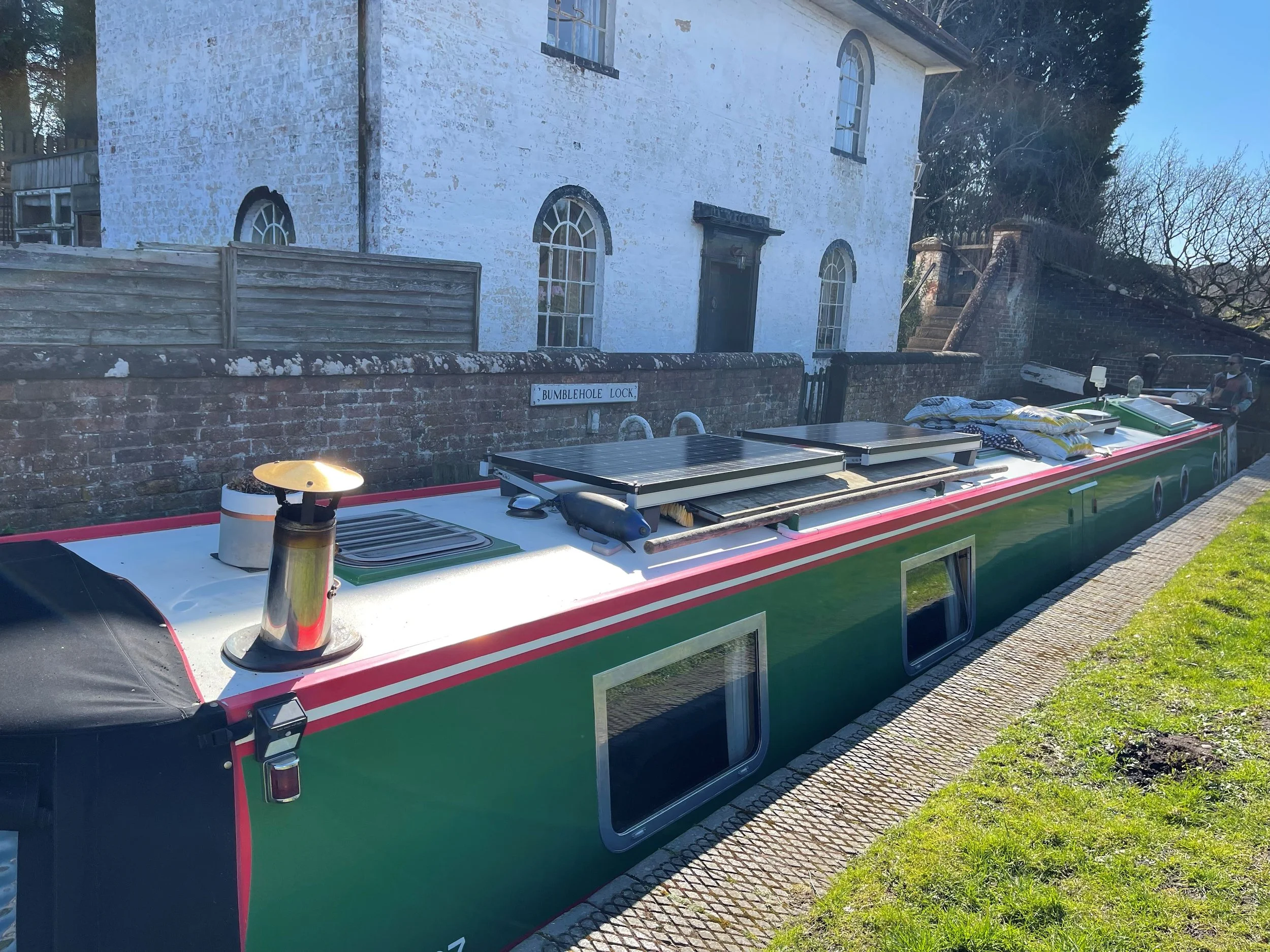 Hinksford to The Bratch — A Very Narrow Journey