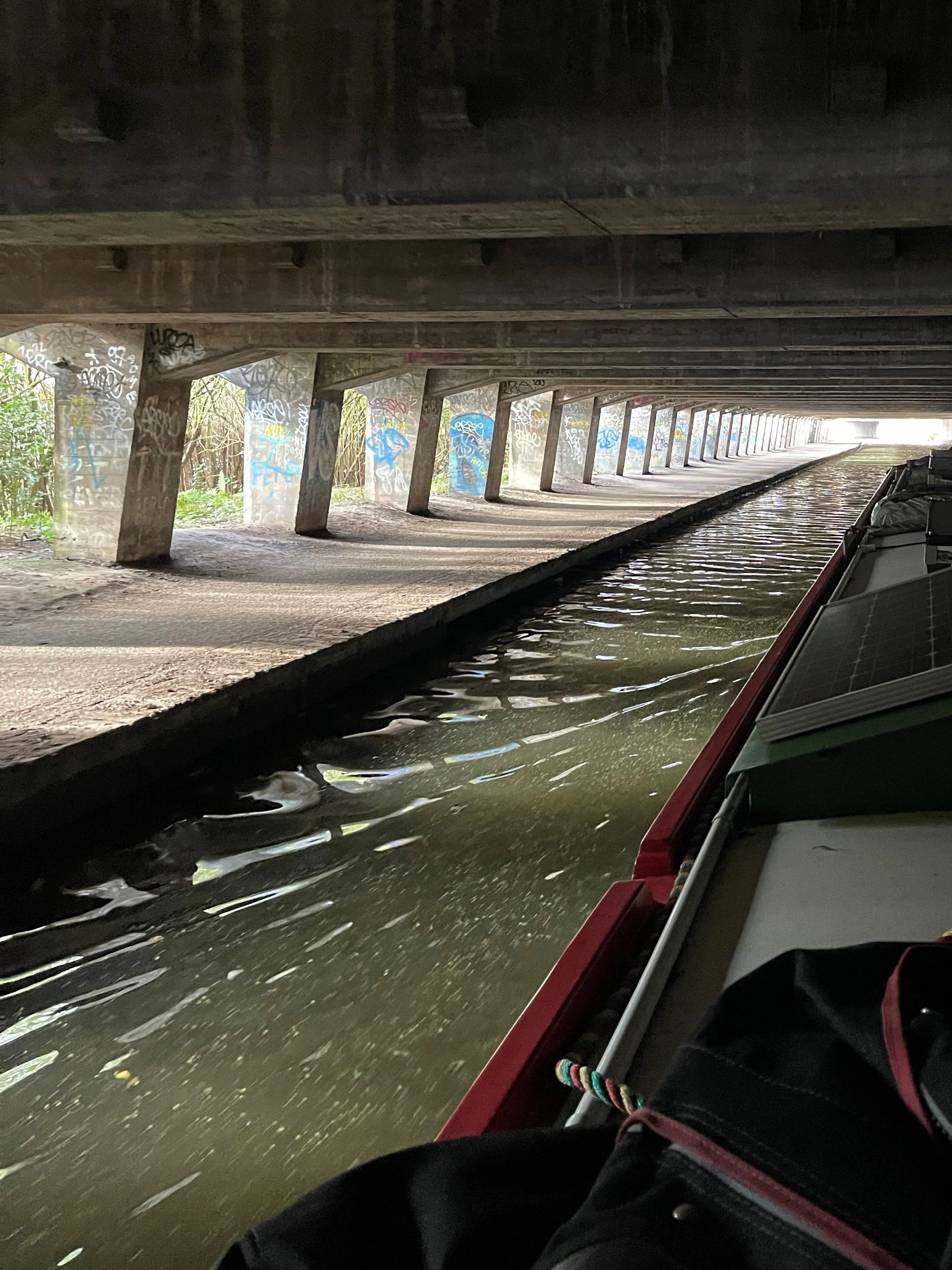 Minworth Locks — A Very Narrow Journey