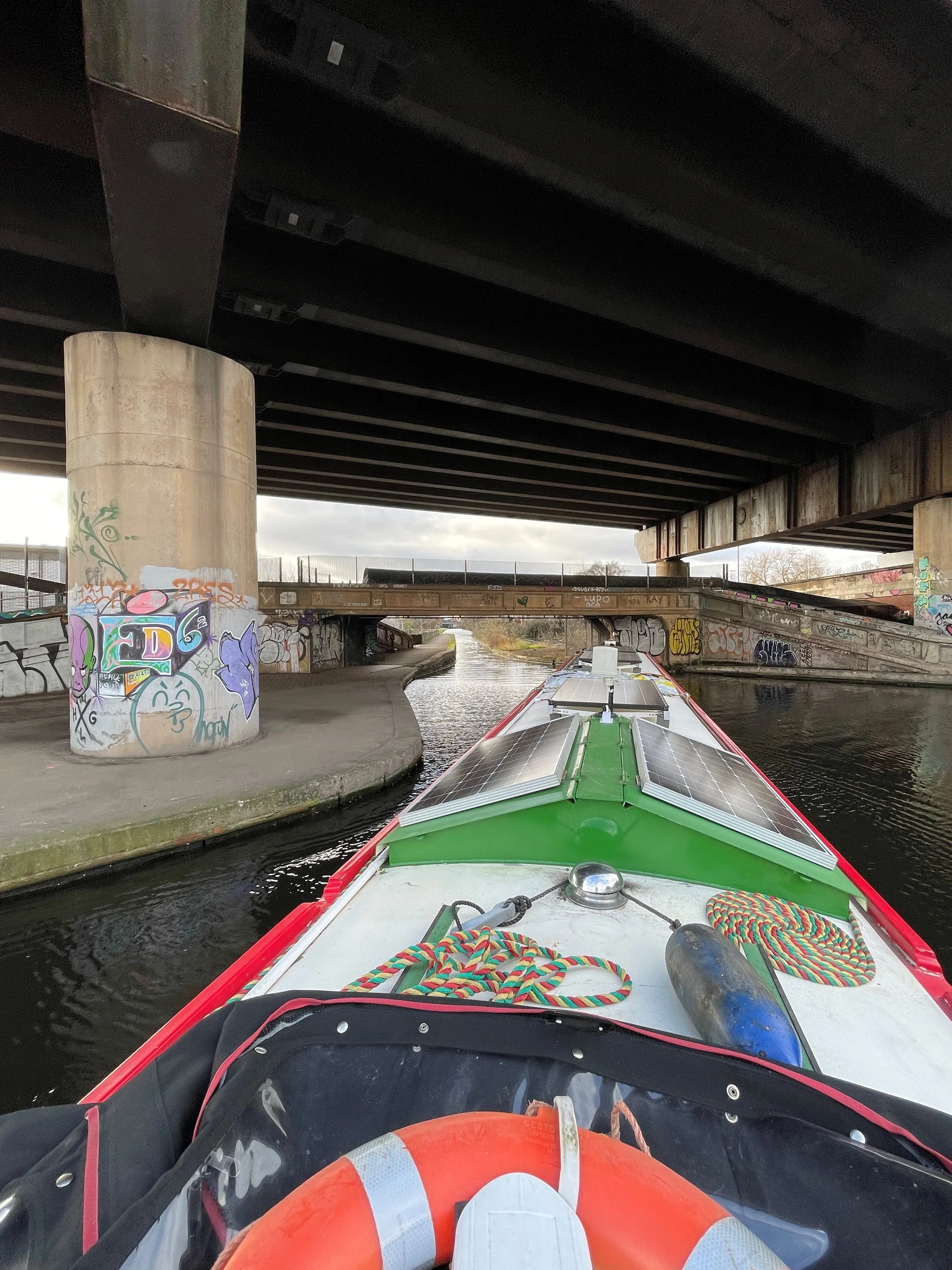 Minworth Locks — A Very Narrow Journey
