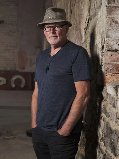 Contact : Awards — New Heritage