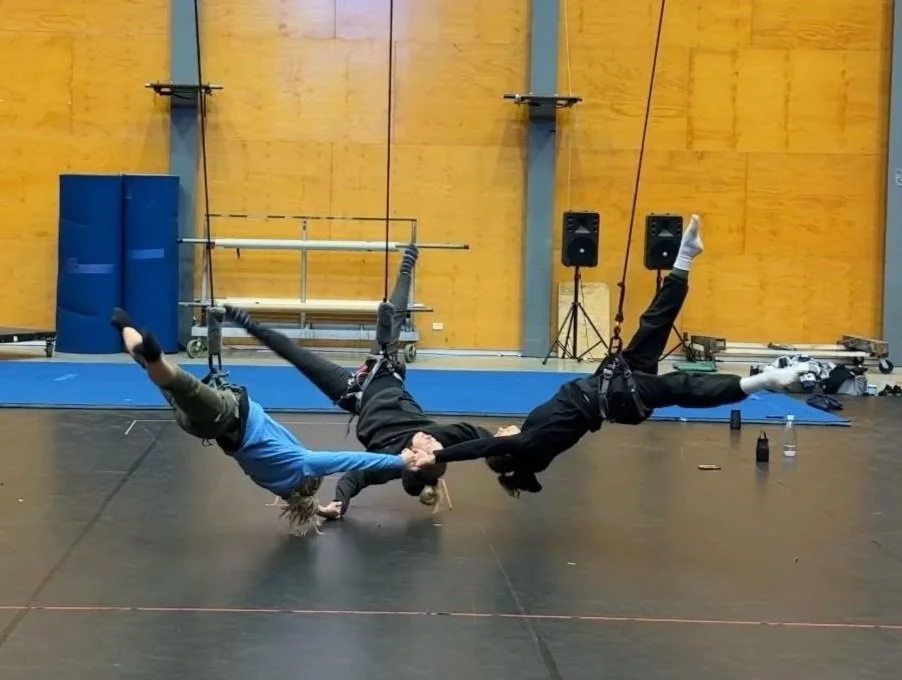 PROGRAMS — LEGS ON THE WALL