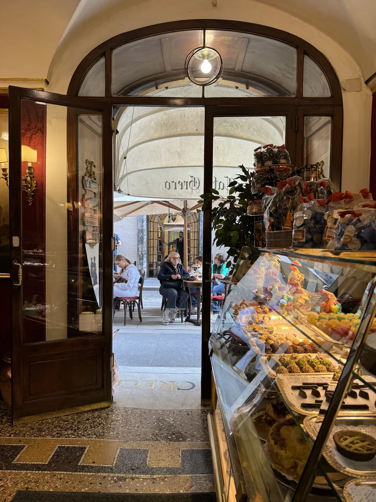 15 Unforgettable Dining and Drinking Spots in Rome — Evan and Lemon
