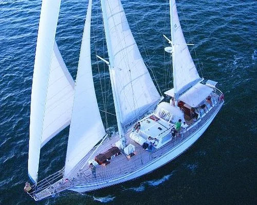 Home | Adventure Sailing School