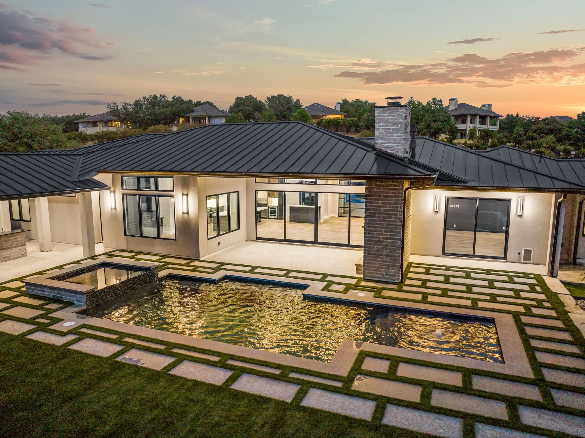 Starlight Canyon — Vintage Builders