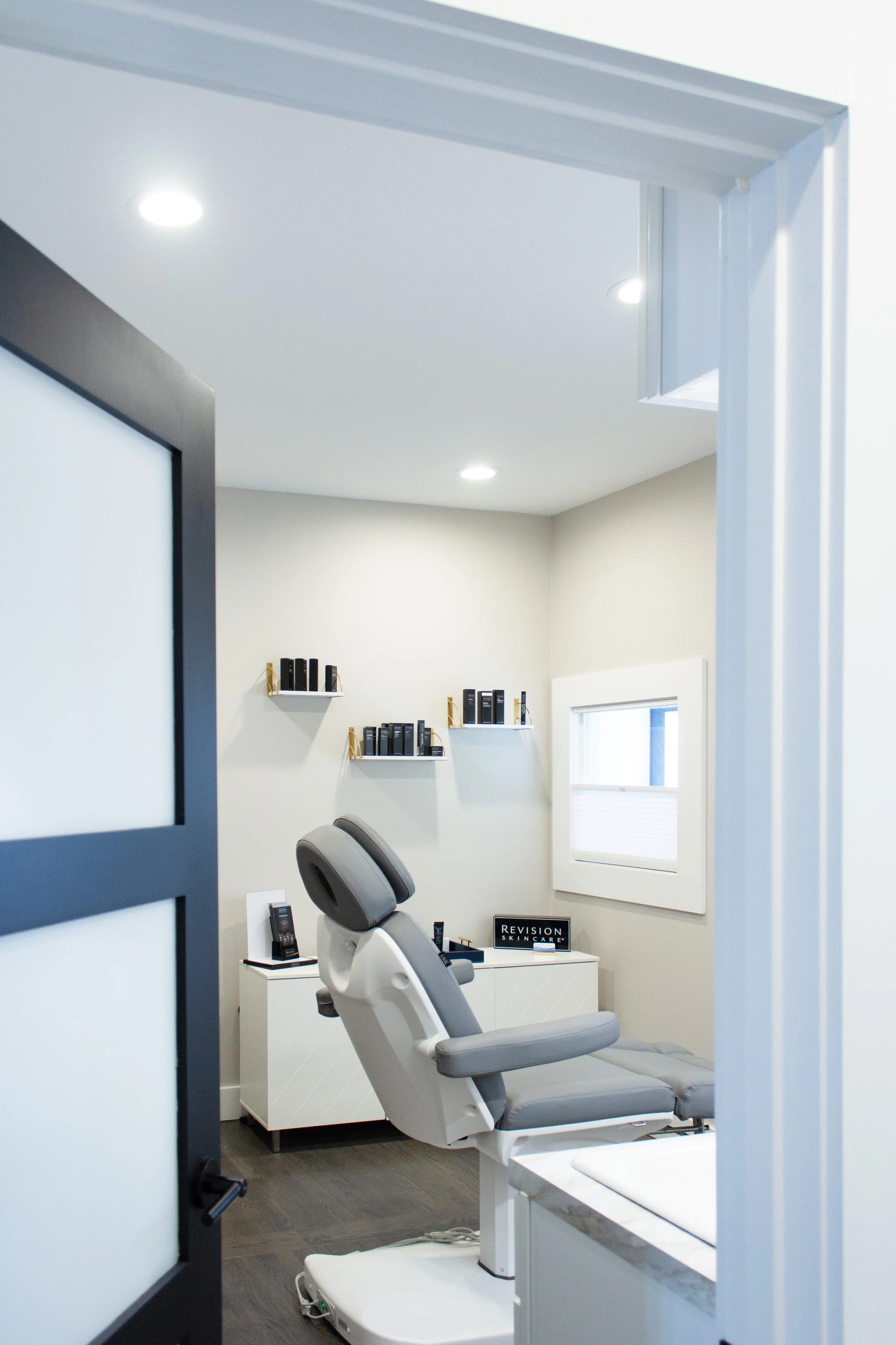 General 4 — Refresh & Renew MedSpa