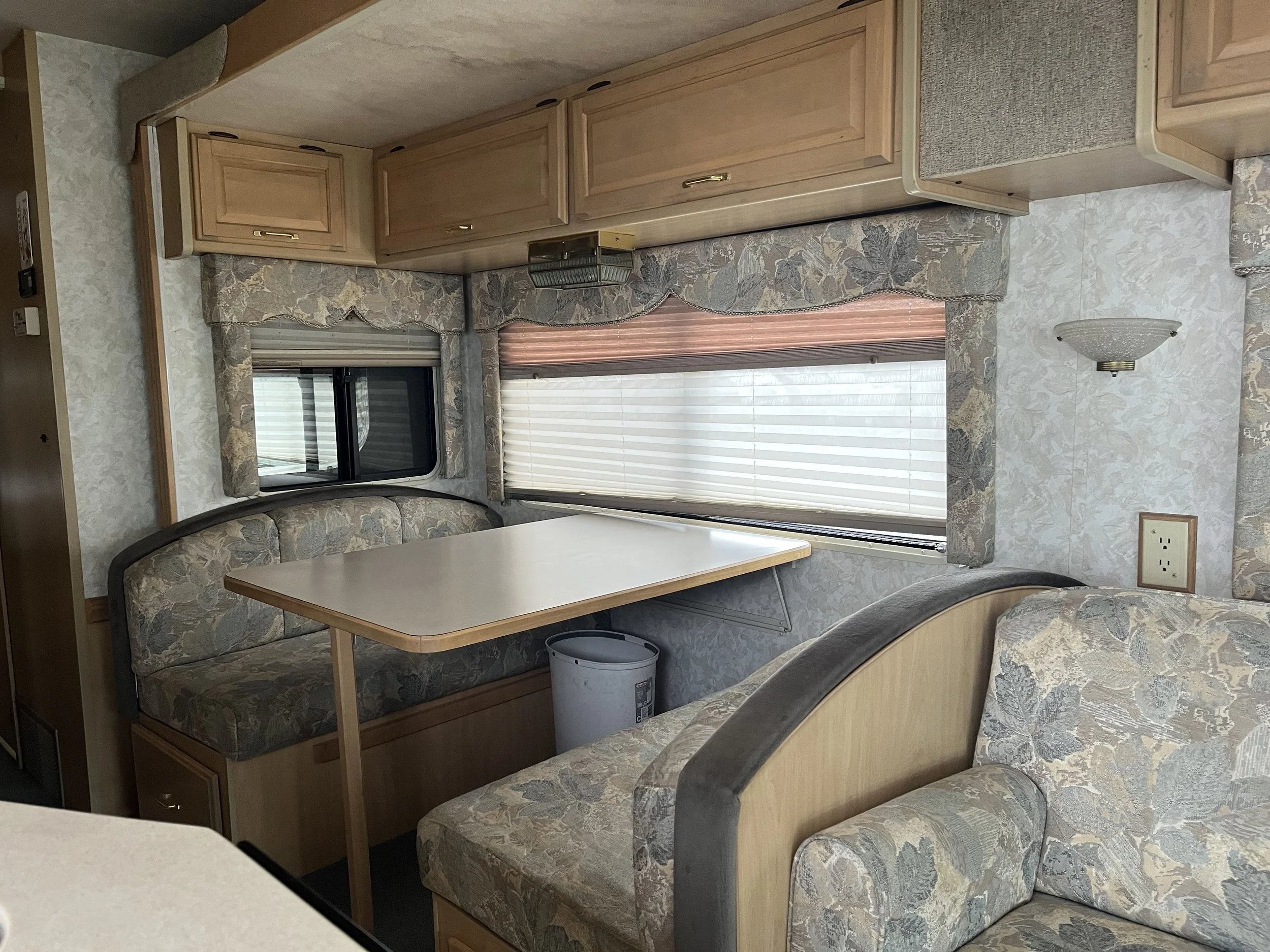 1999 Itasca Suncruizer MH — BergesonRV