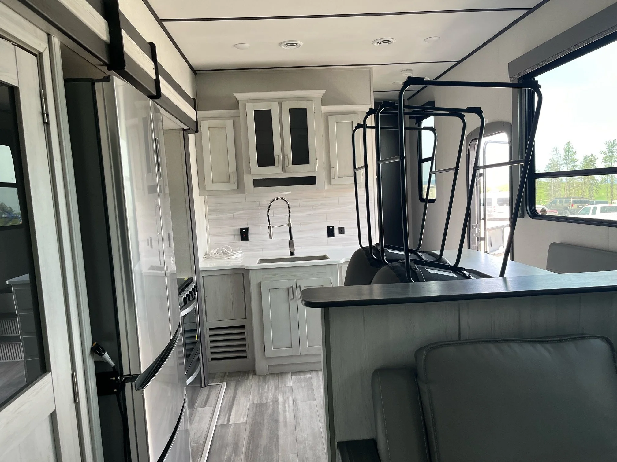 2022 Keystone Sprinter Limited 353 5th Whl — BergesonRV