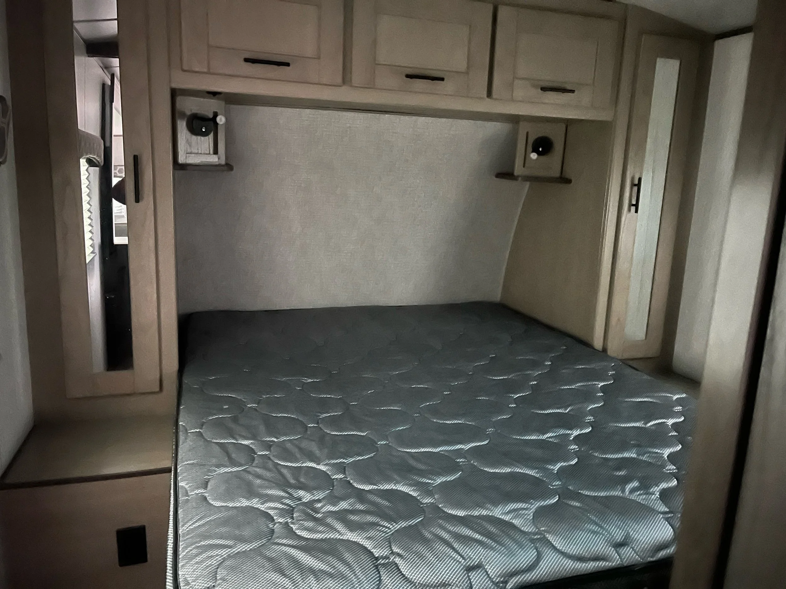 2021 Shadow Cruiser Ultra Lite 277BHS — BergesonRV