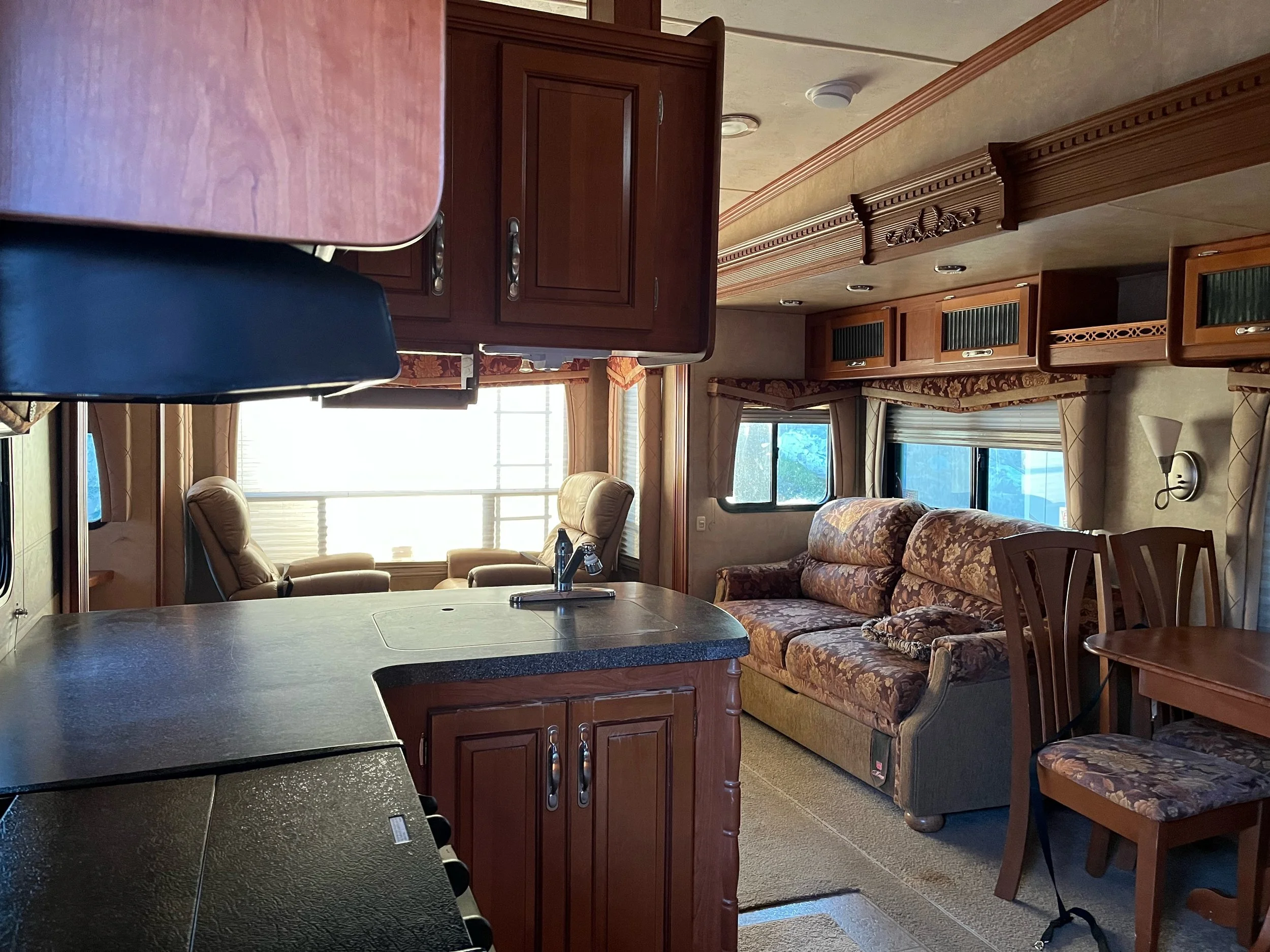 2009 Cardinal M30MK 5th Wheel — BergesonRV