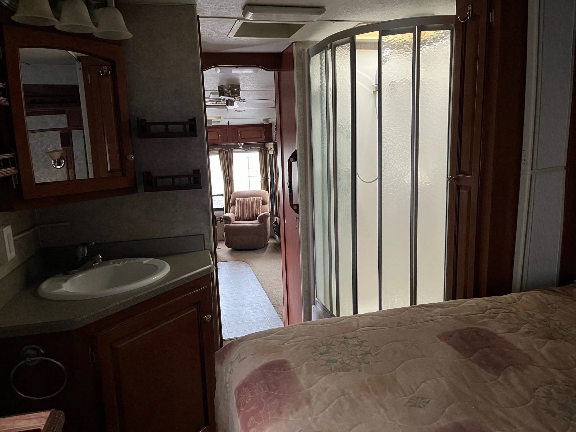 2006 Sunnybrook Titan XL 31BW 5th Wheel — BergesonRV