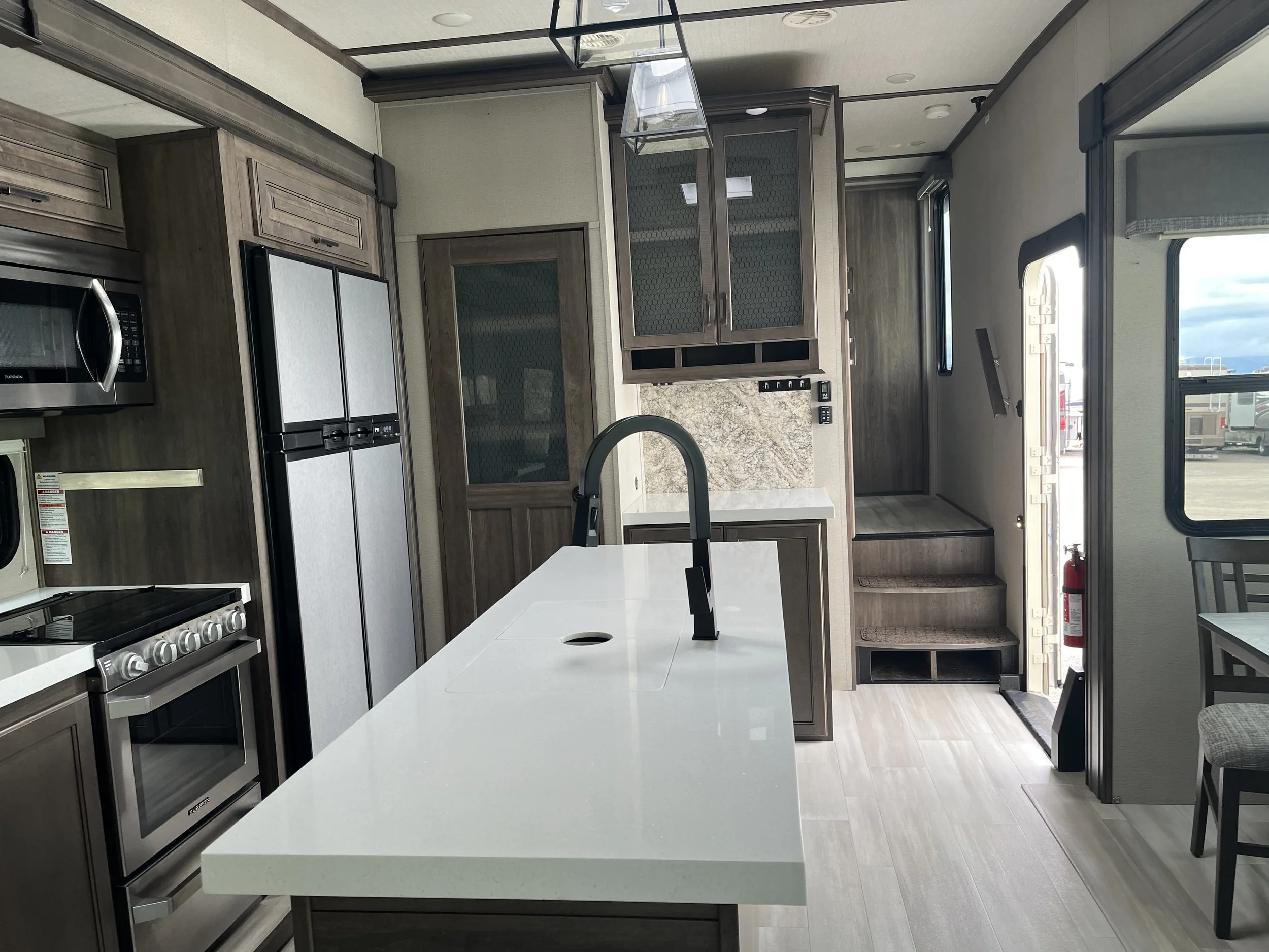 2021 Grand Design Solitude S-Class 2930RL 5th Wheel — BergesonRV