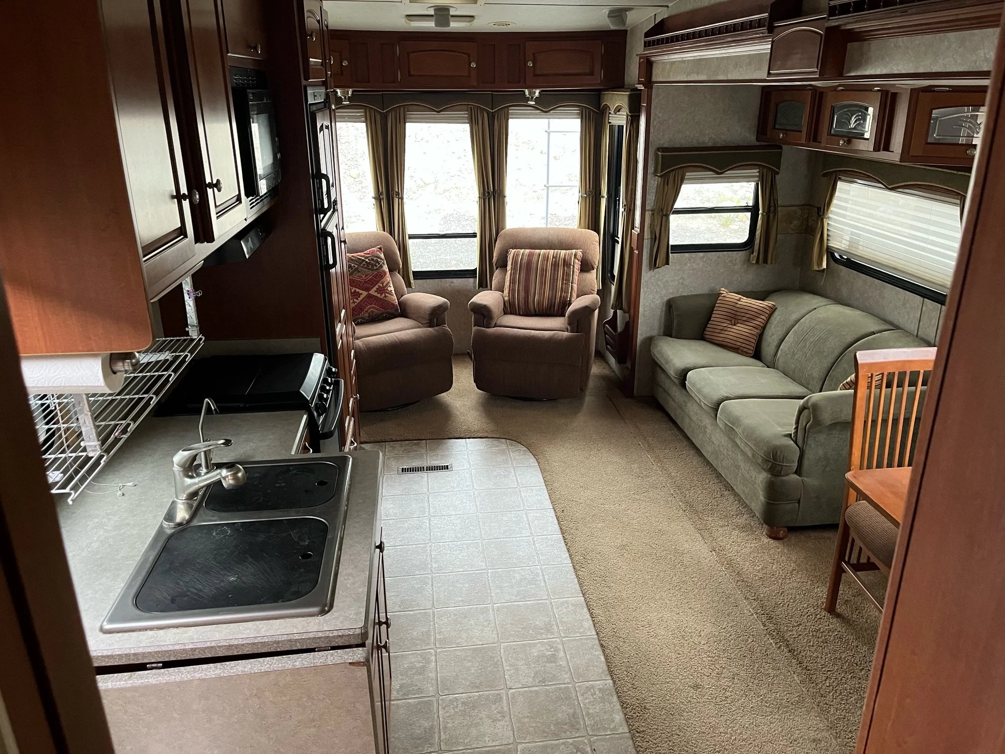 2006 Sunnybrook Titan XL 31BW 5th Wheel — BergesonRV