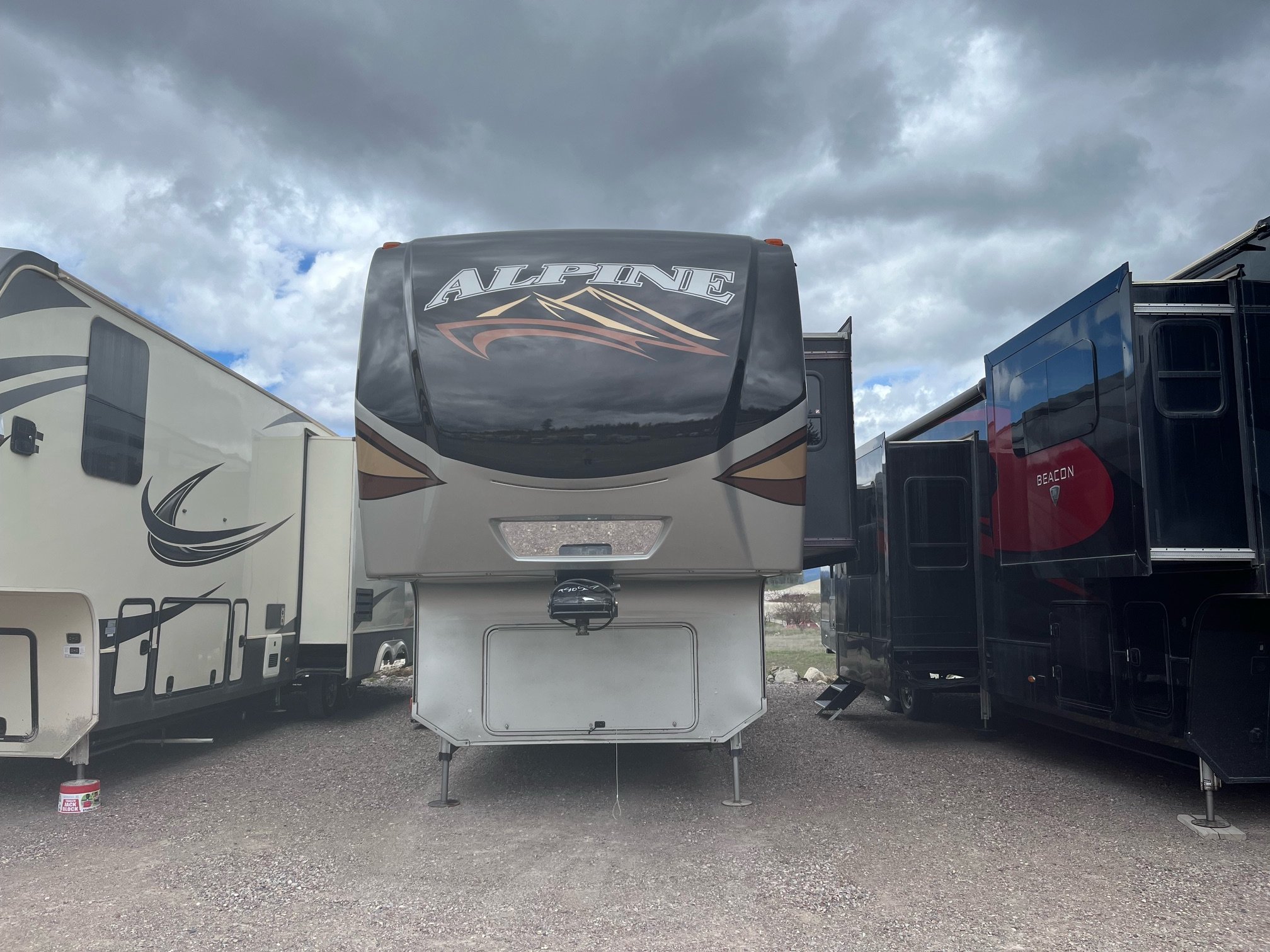 2016 Keystone Alpine 3535 RE 5th Whl — BergesonRV