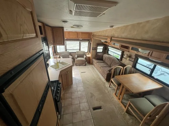 2004 Laredo — BergesonRV