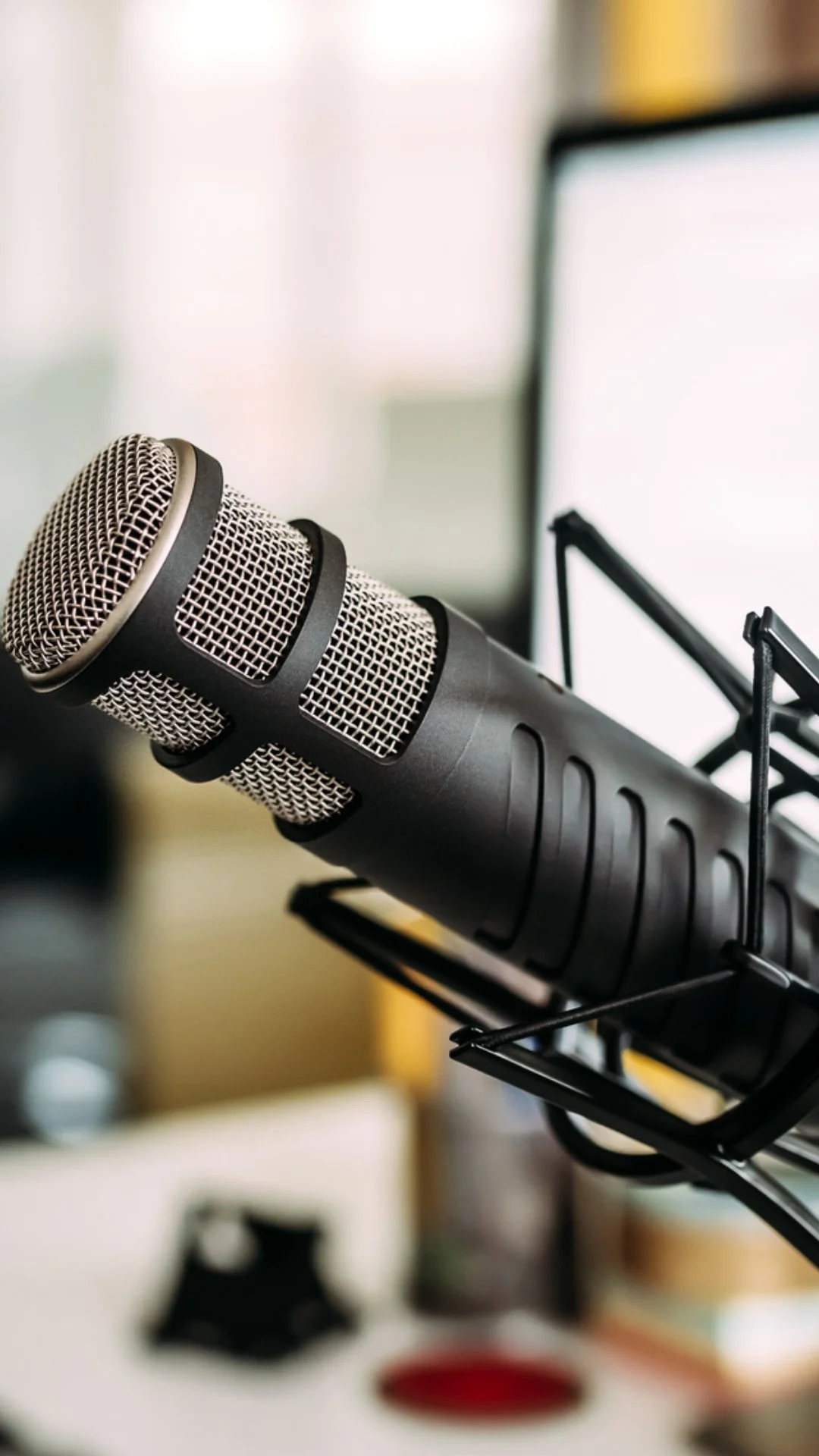 Expert Guide to Conducting Compelling Podcast Interviews: Tips for ...