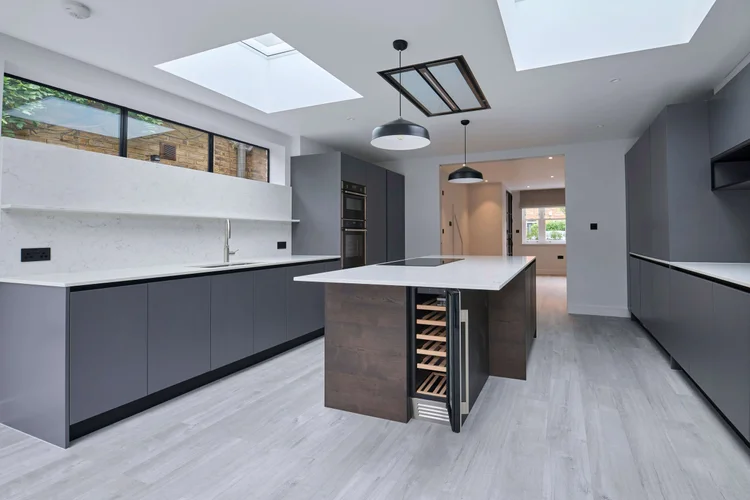 Grey Handleless Kitchen in Kew | Ray Munn Kitchens