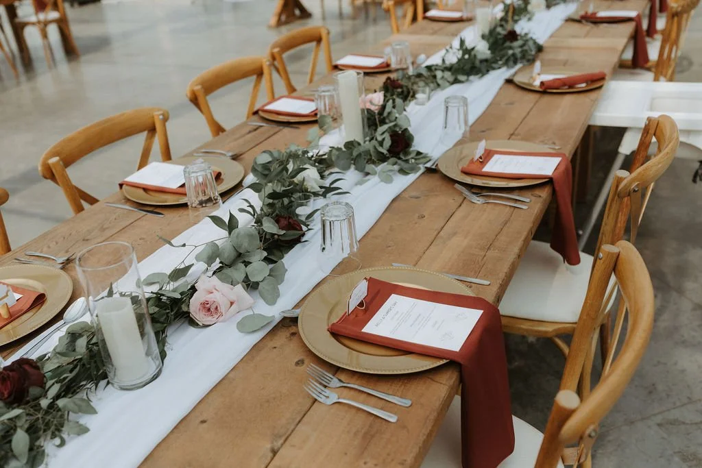 Elegant Decor and Planning Made Easy at popular Central Alberta wedding ...