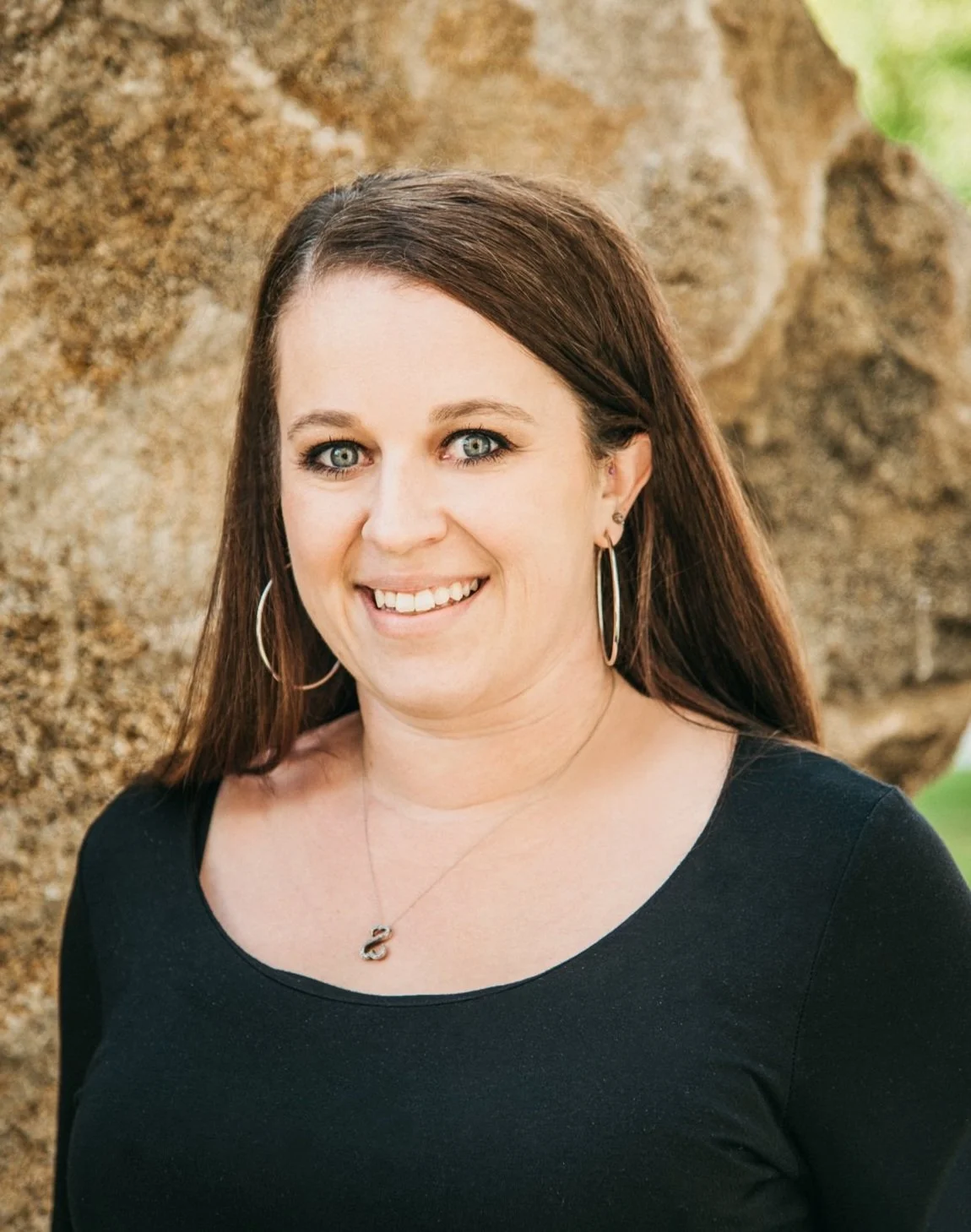 Meet Us — Shadow Trackers