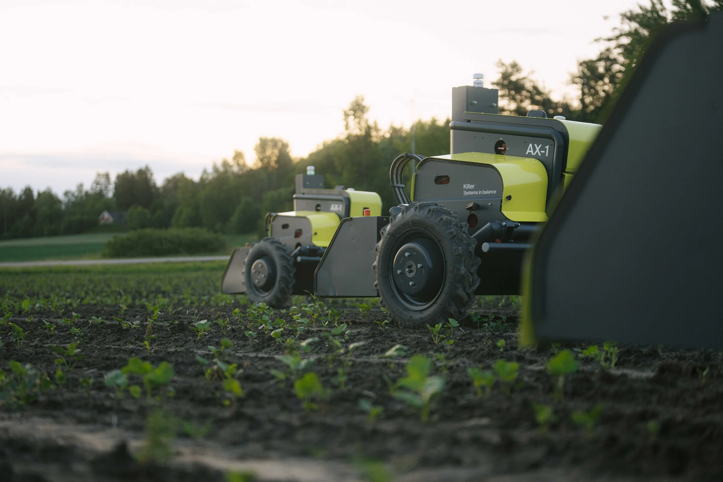 Kilter AX-1 | Precision Farming Robot for Weed Control & Plant Health ...