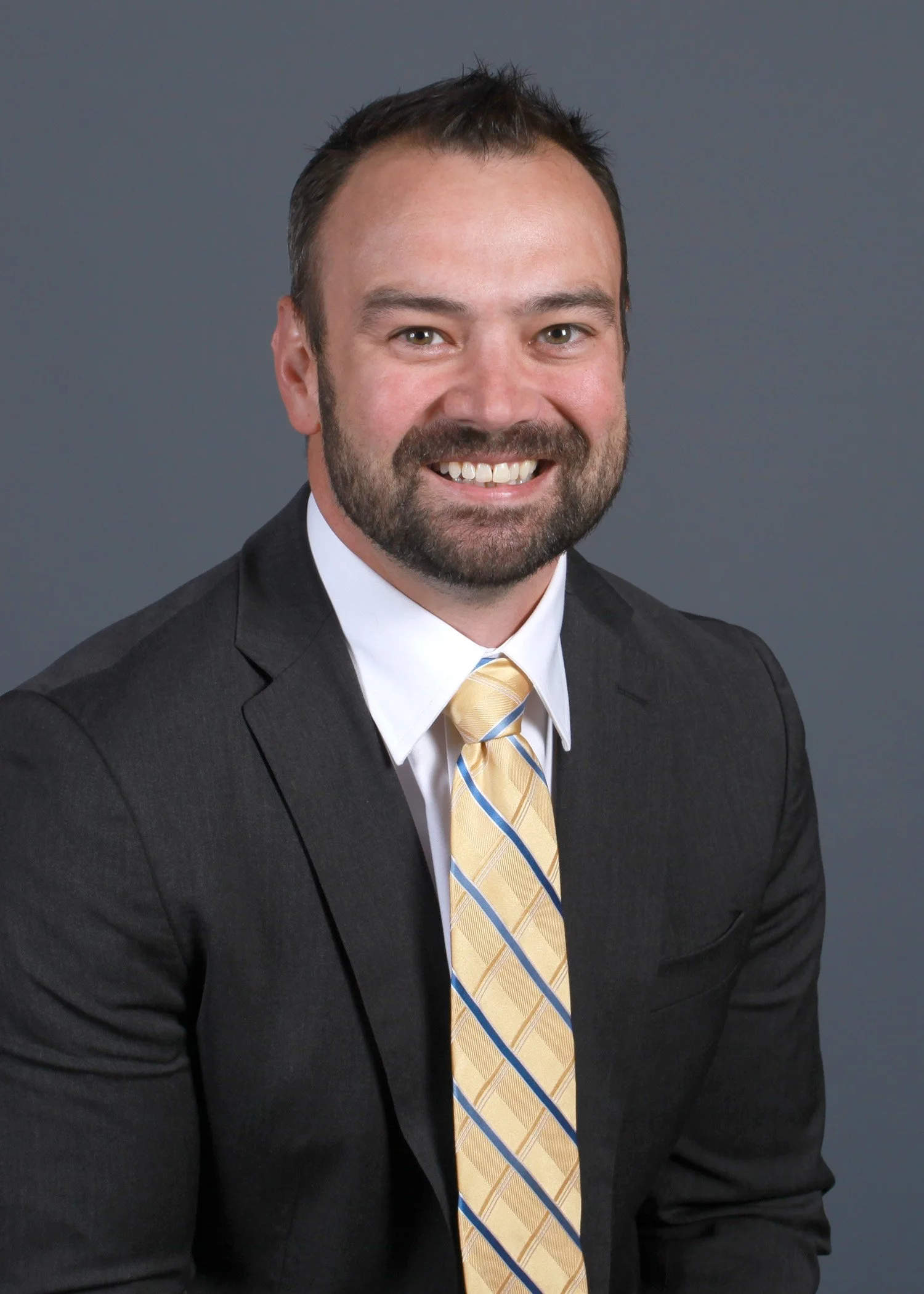 Surgical Institute Physician Trains Others in Trauma Care — Midwest ...