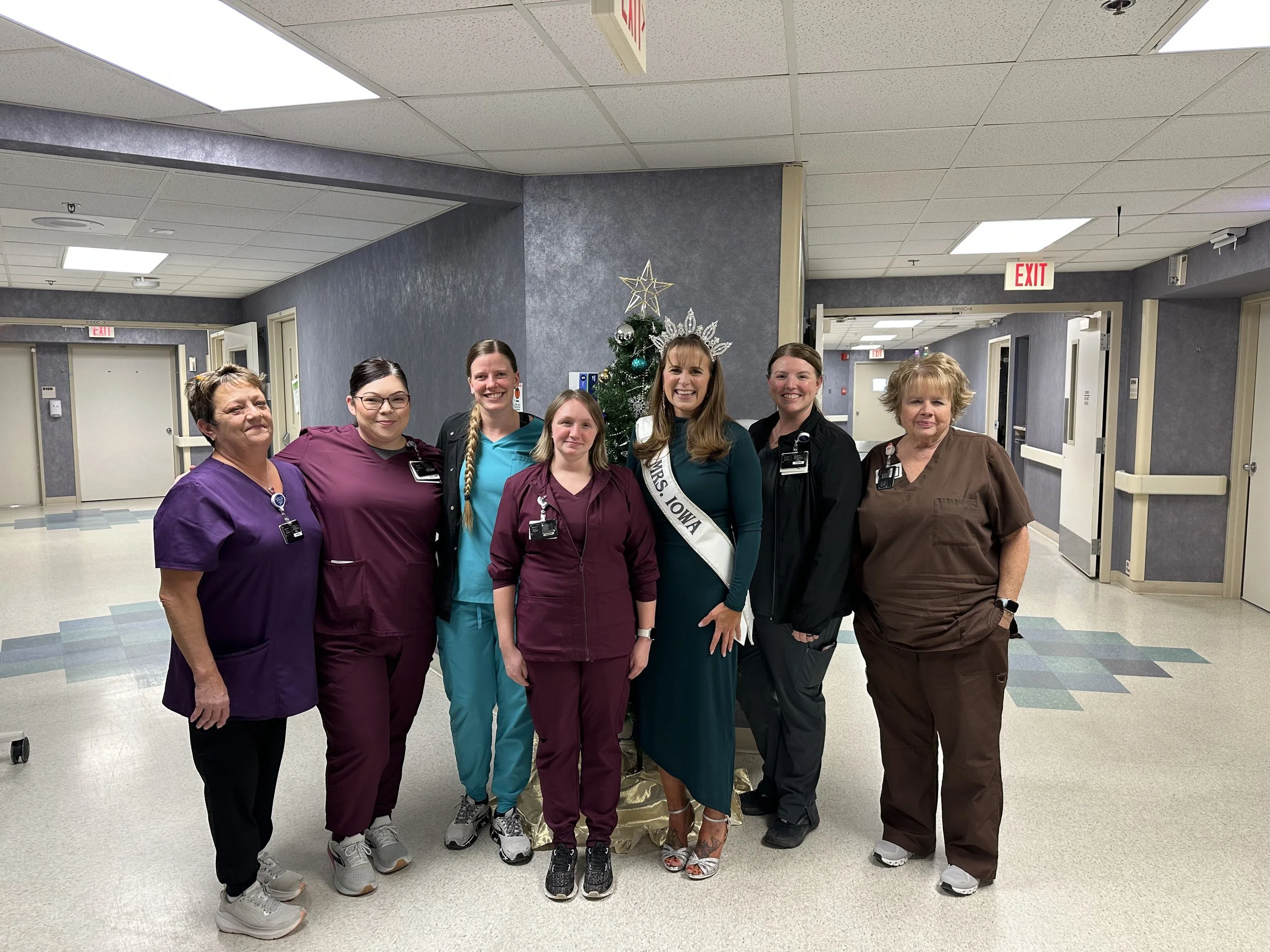Mrs. Iowa Makes Special Visit to UnityPoint Health – St. Luke’s ...