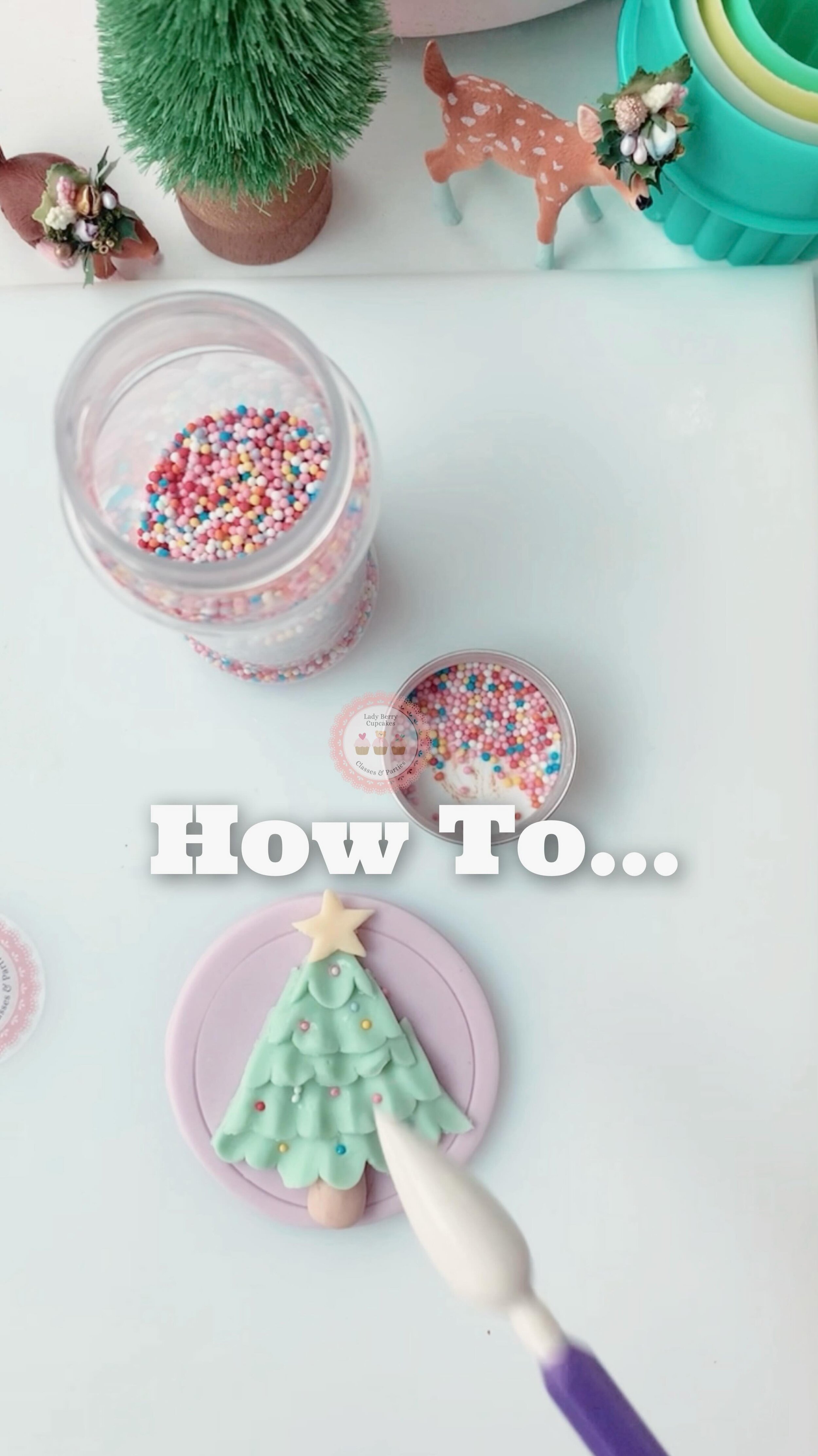 Lady Berry Cupcakes | Cupcake Decorating School