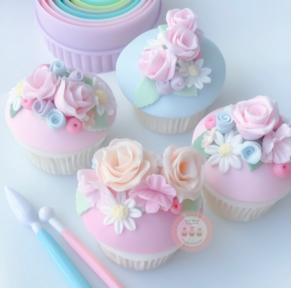 Online Cupcake Decorating Classes | Lady Berry Cupcakes