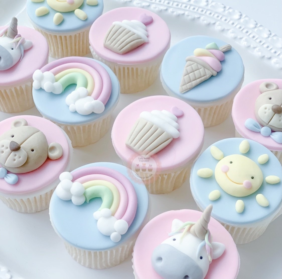 Online Cupcake Decorating Classes | Lady Berry Cupcakes
