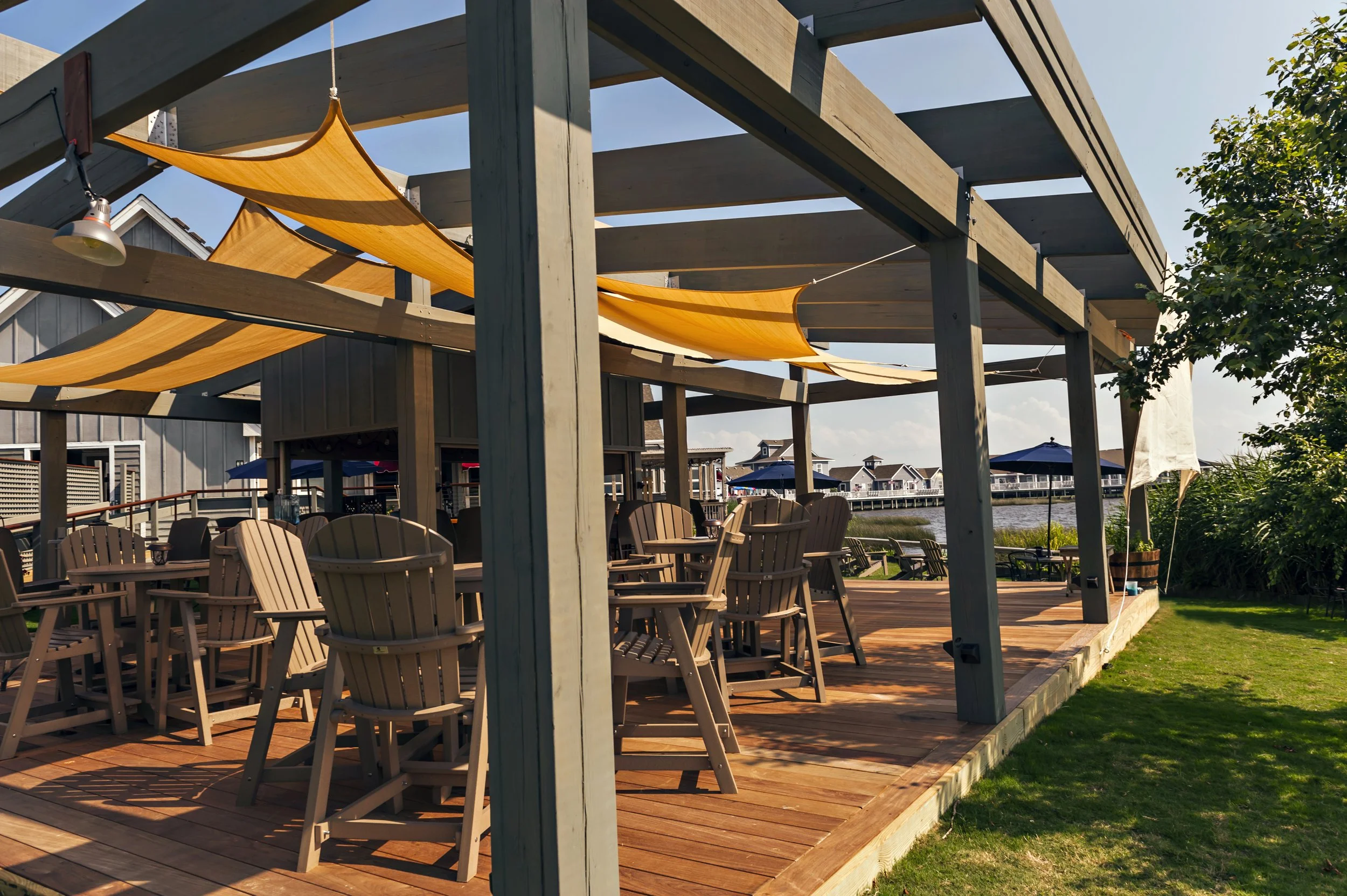 THE BACKBAR — THE BLUE POINT