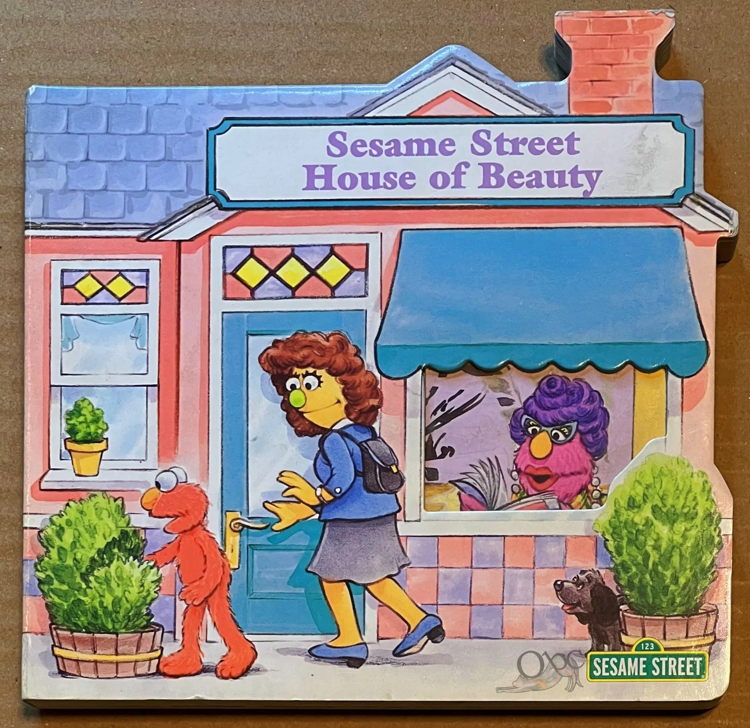 Elmo's Neighborhood Sesame Street Doctor's Office by Sarah Albee ...