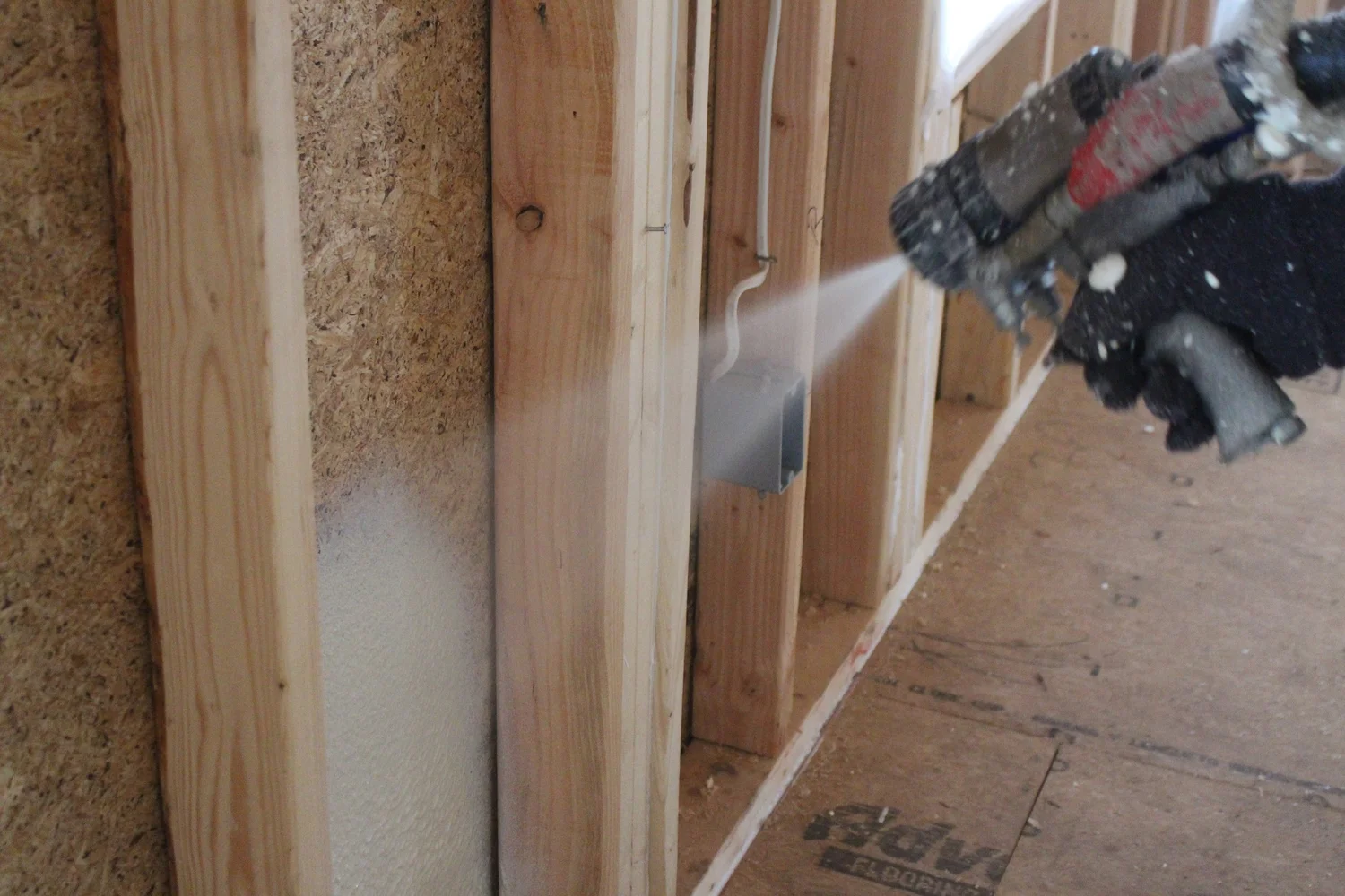 What is Spray Foam Insulation — insulUSA