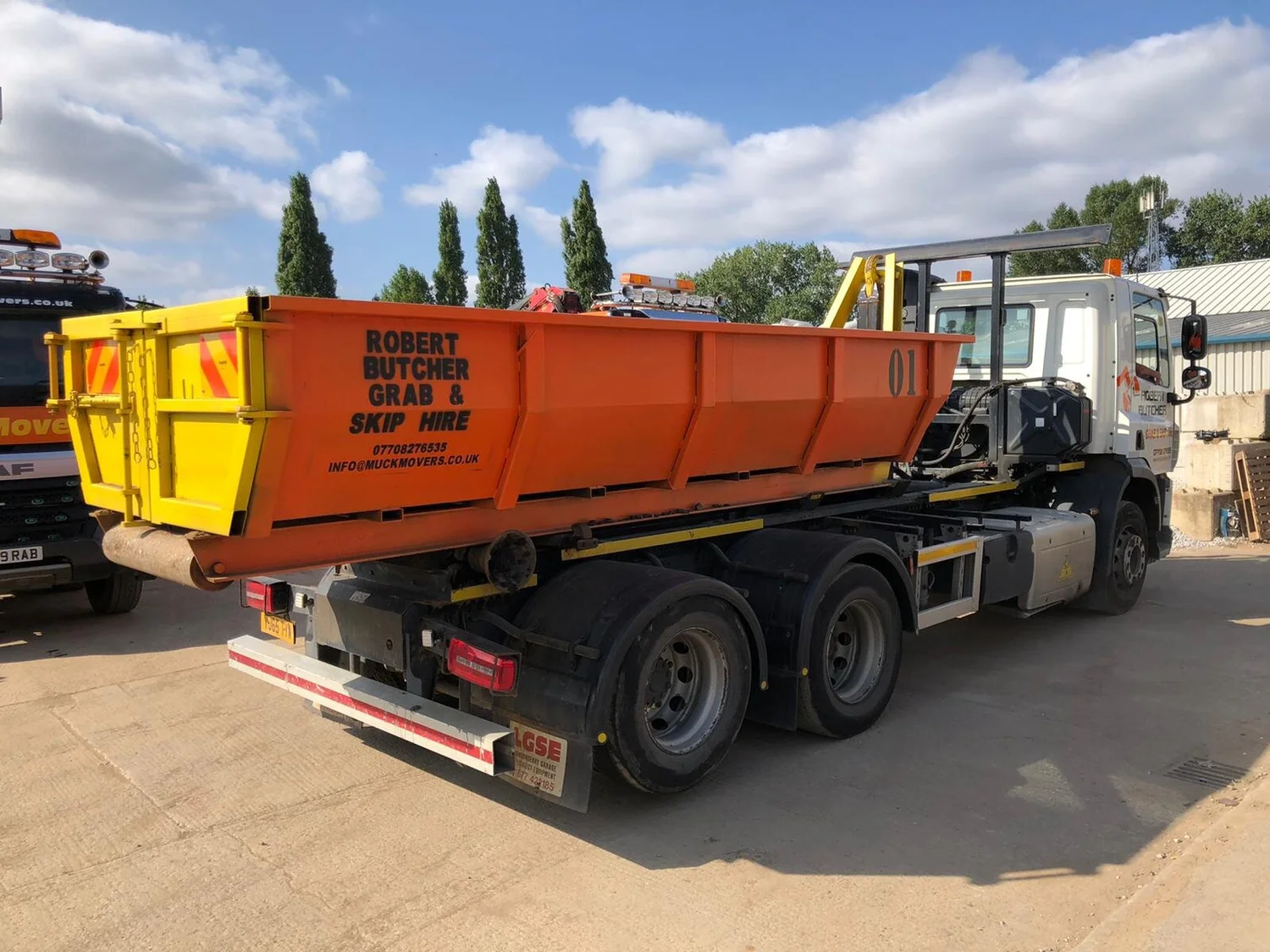 Grab Wagon and Skip Hire Rotherham, Sheffield, Doncaster — Muck Movers ...