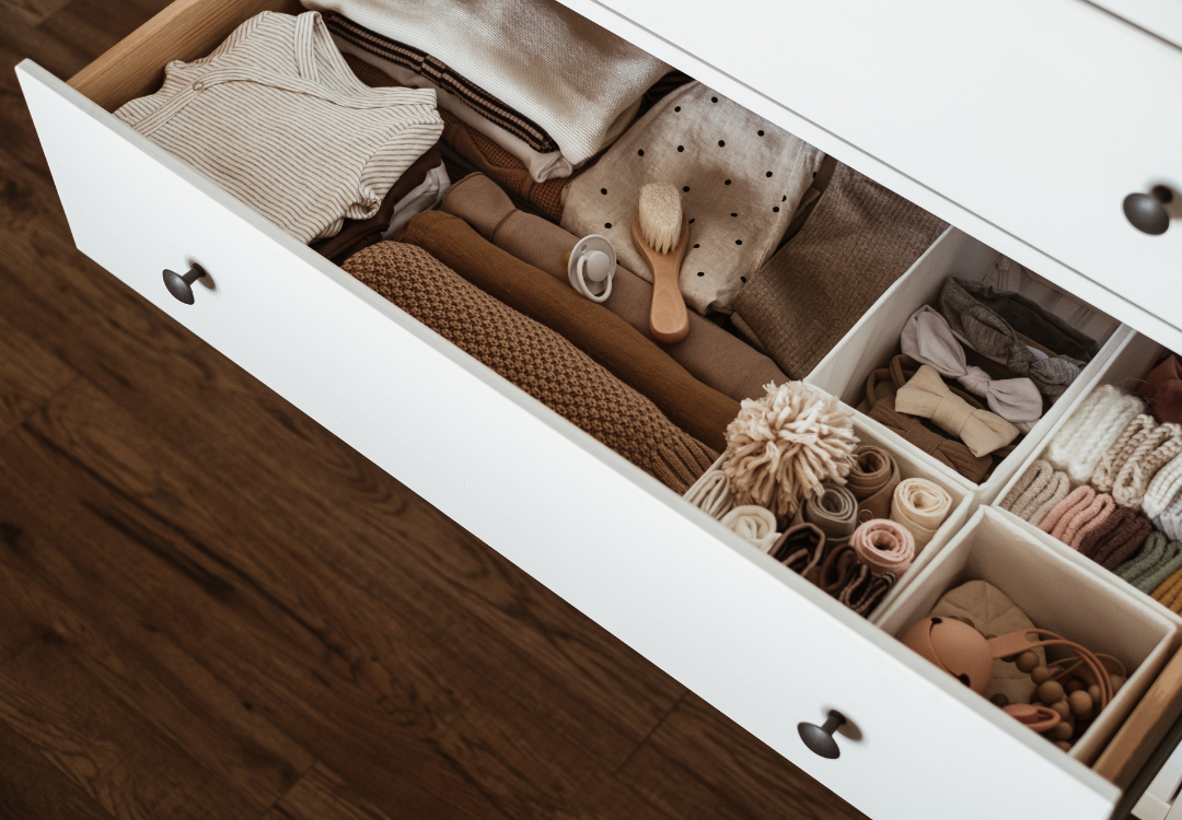 Tre enkle tips til en organisert garderobe — Garderobeeksperten