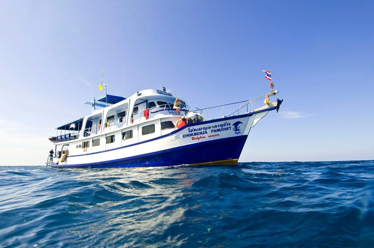 Dolphin Queen Similans Liveaboard — Liveaboard it