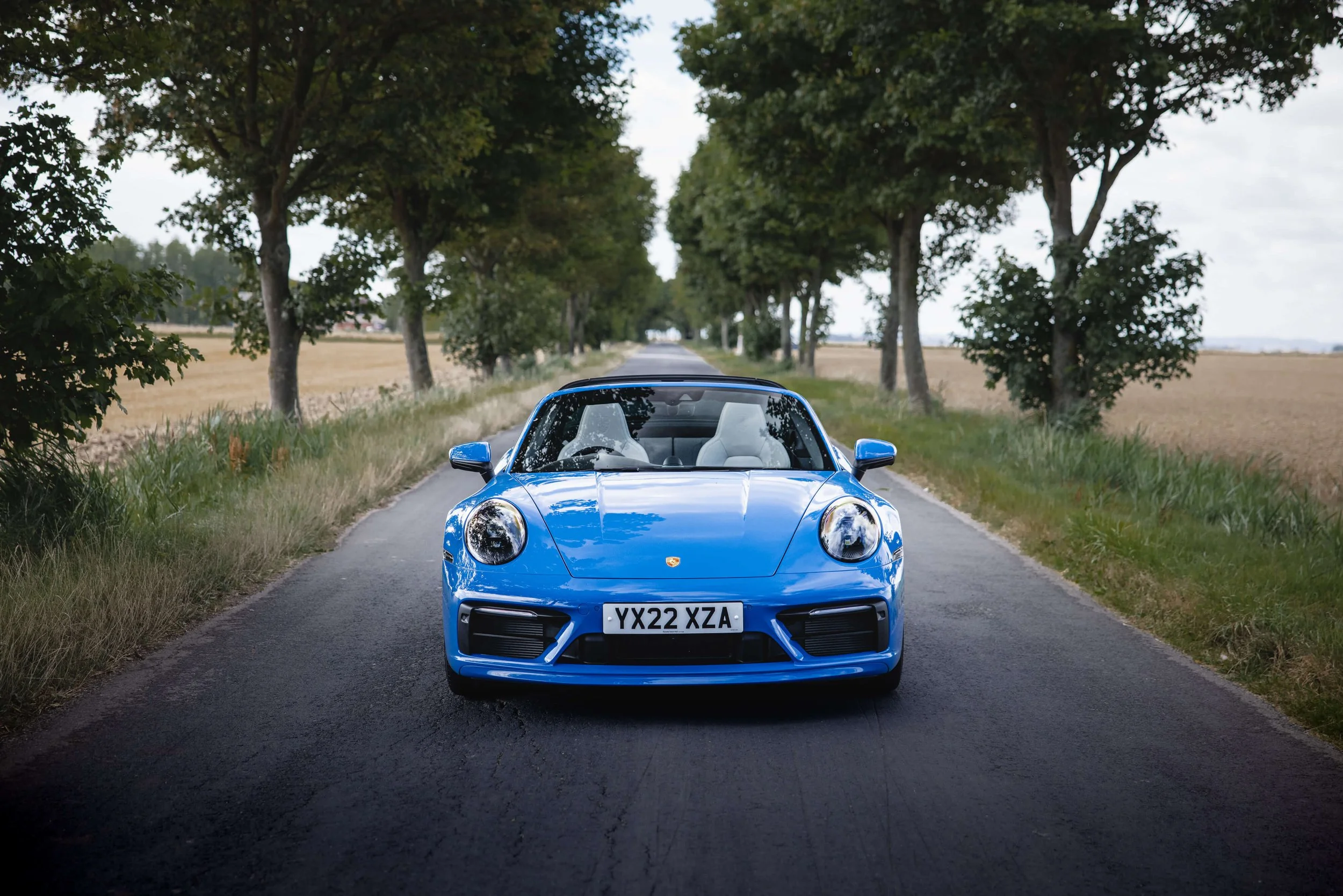 Porsche Centre Hull — Influence media