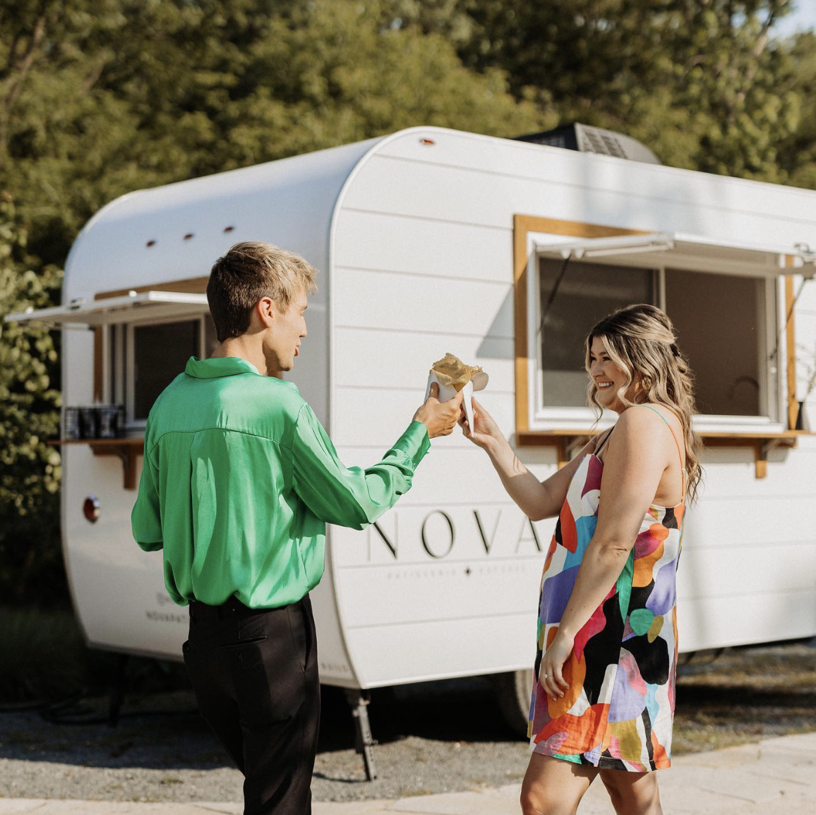 Aero Build: Mobile Business Trailers