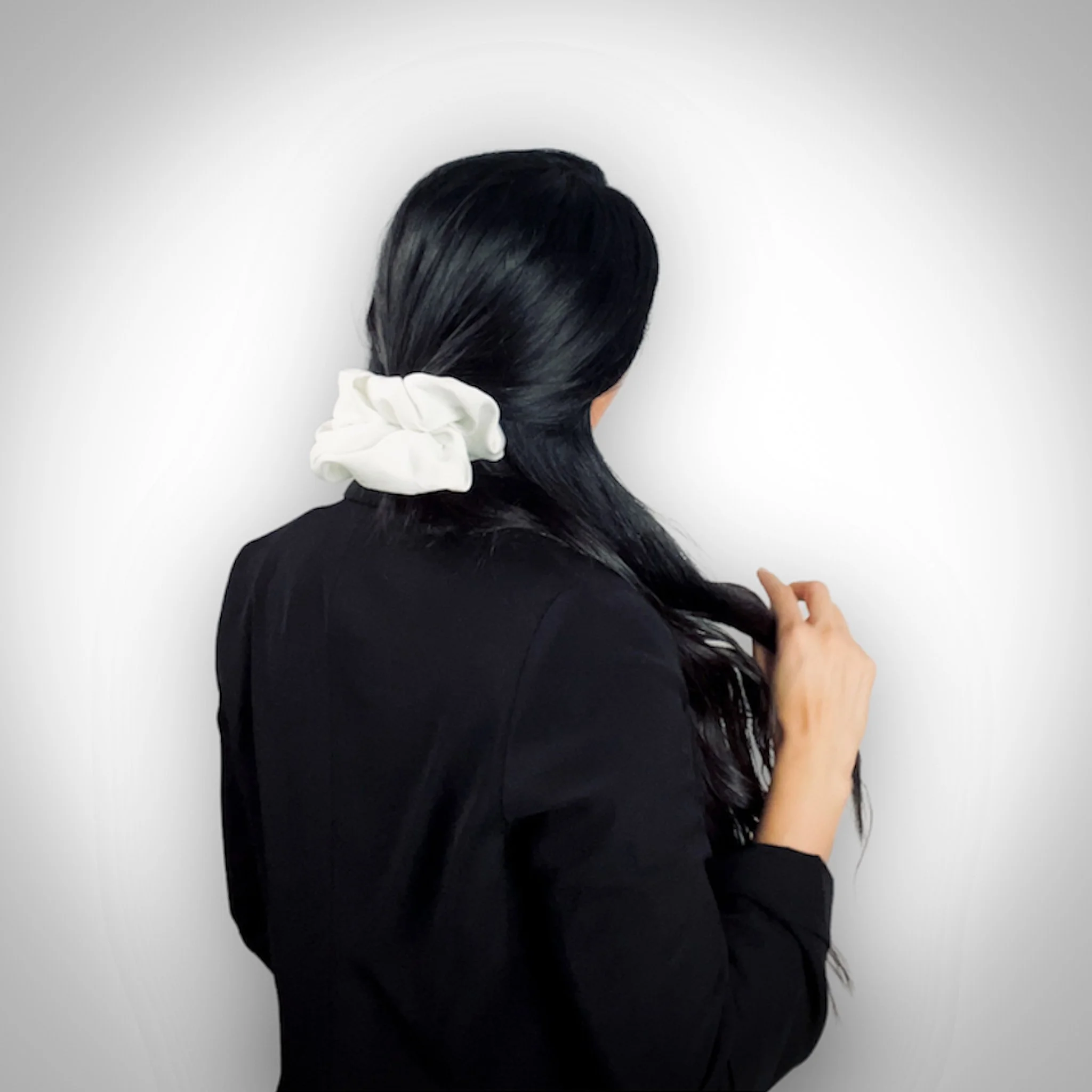 Oversized White Satin Scrunchies: The Stylish Solution to Hair Breakage
