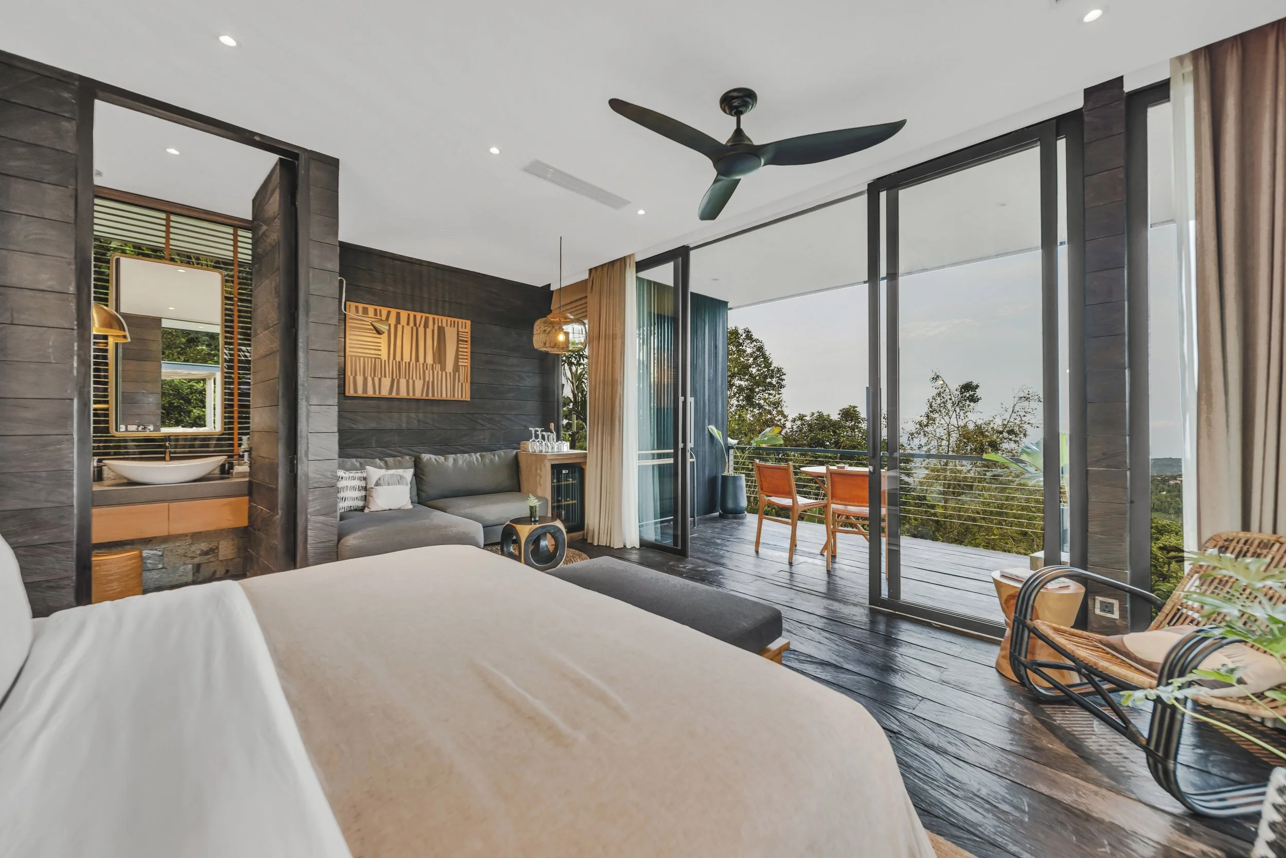 Luxurious Studio Cabin — Munduk Cabins by Desa Hay