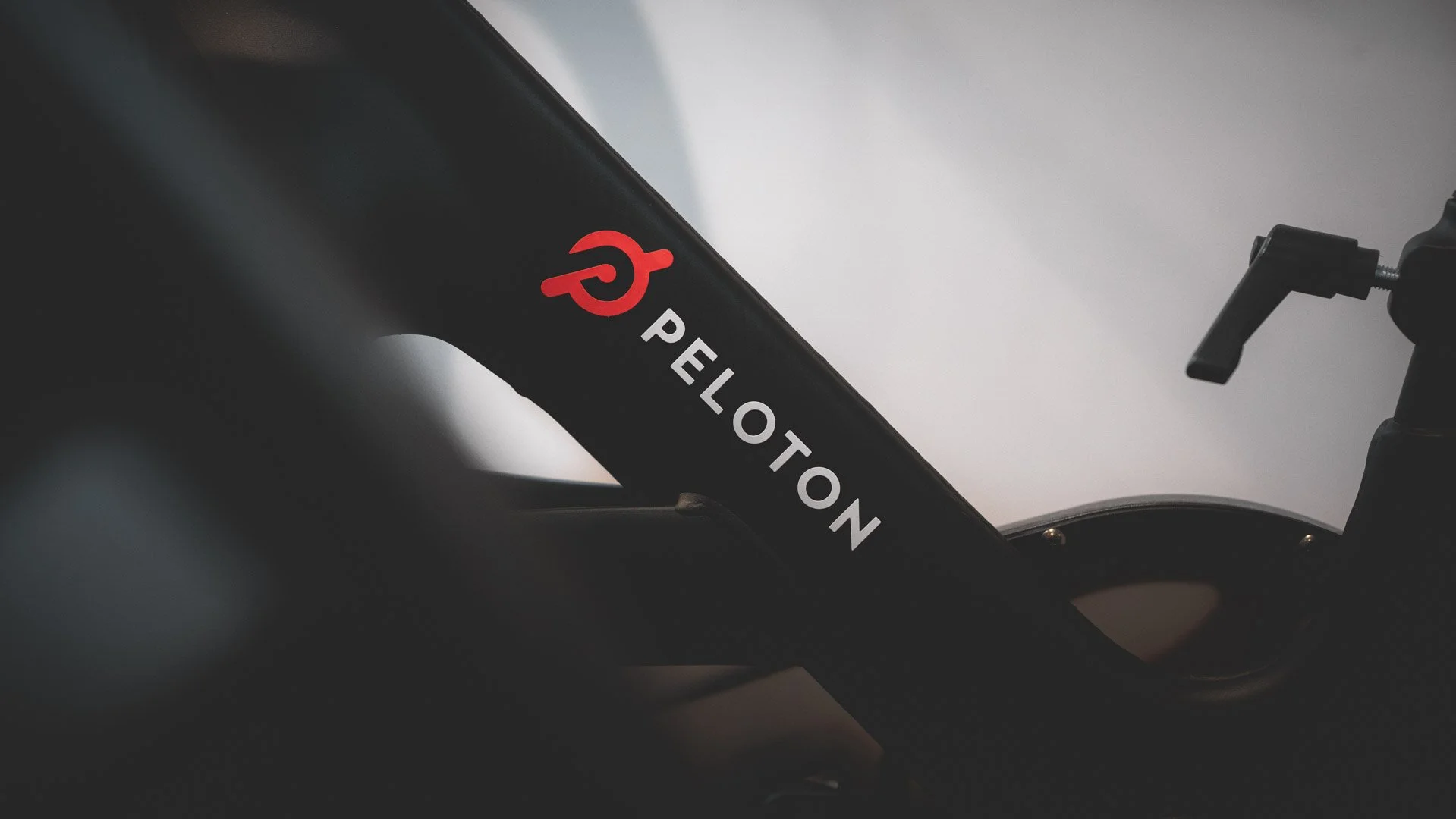 Bagshot and Lightwater's newest gym — Tom Hall Fitness