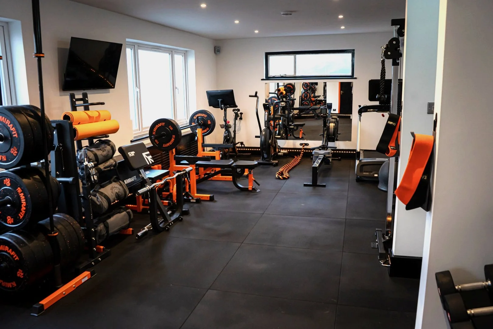 Bagshot and Lightwater's newest gym — Tom Hall Fitness