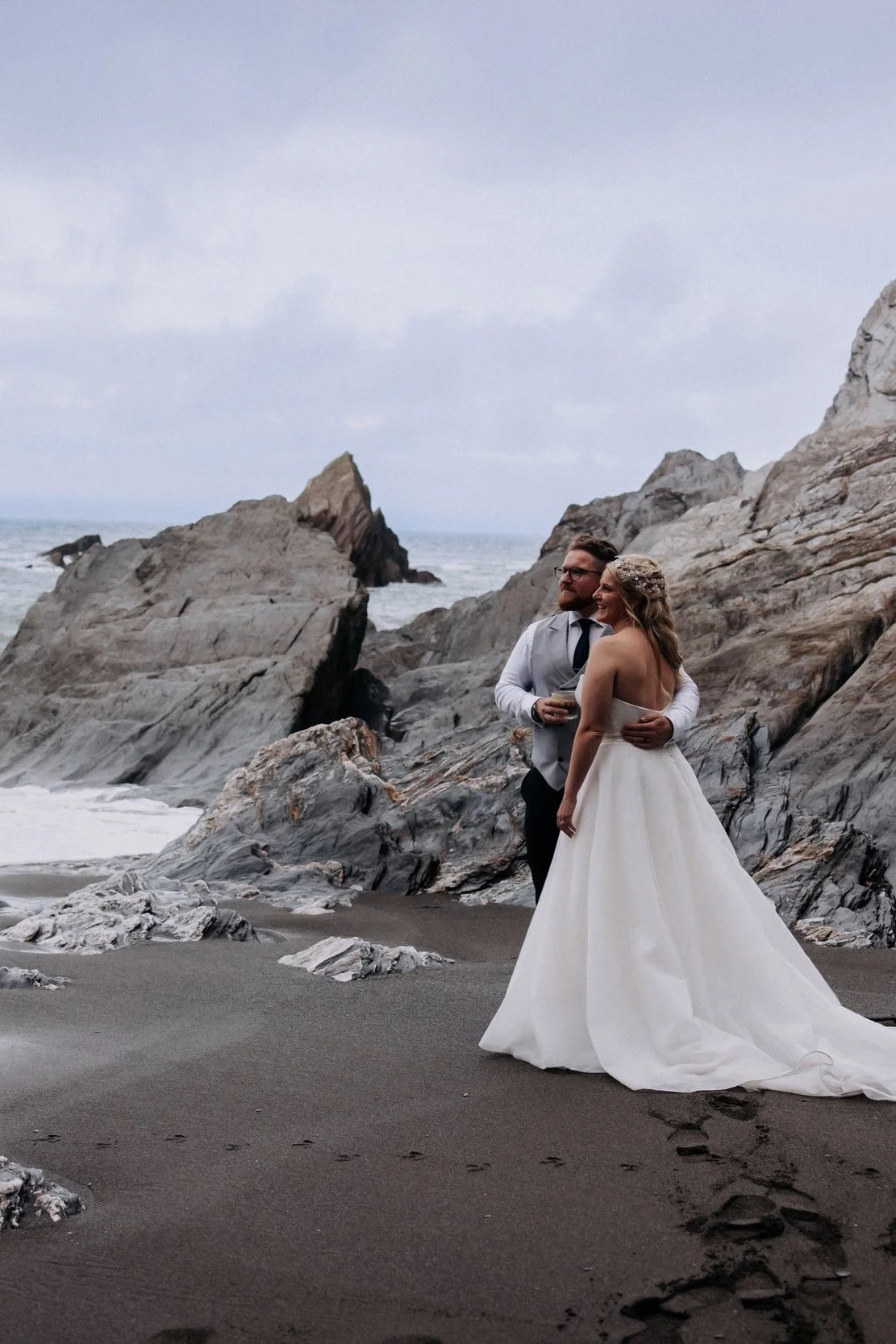 Emma & Shaun | Tunnels Beaches Wedding Photography | September 2021