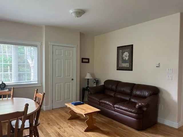 1 Bedroom Duplex Cabins/Cottages — Mountain Range Cottages Rocky ...