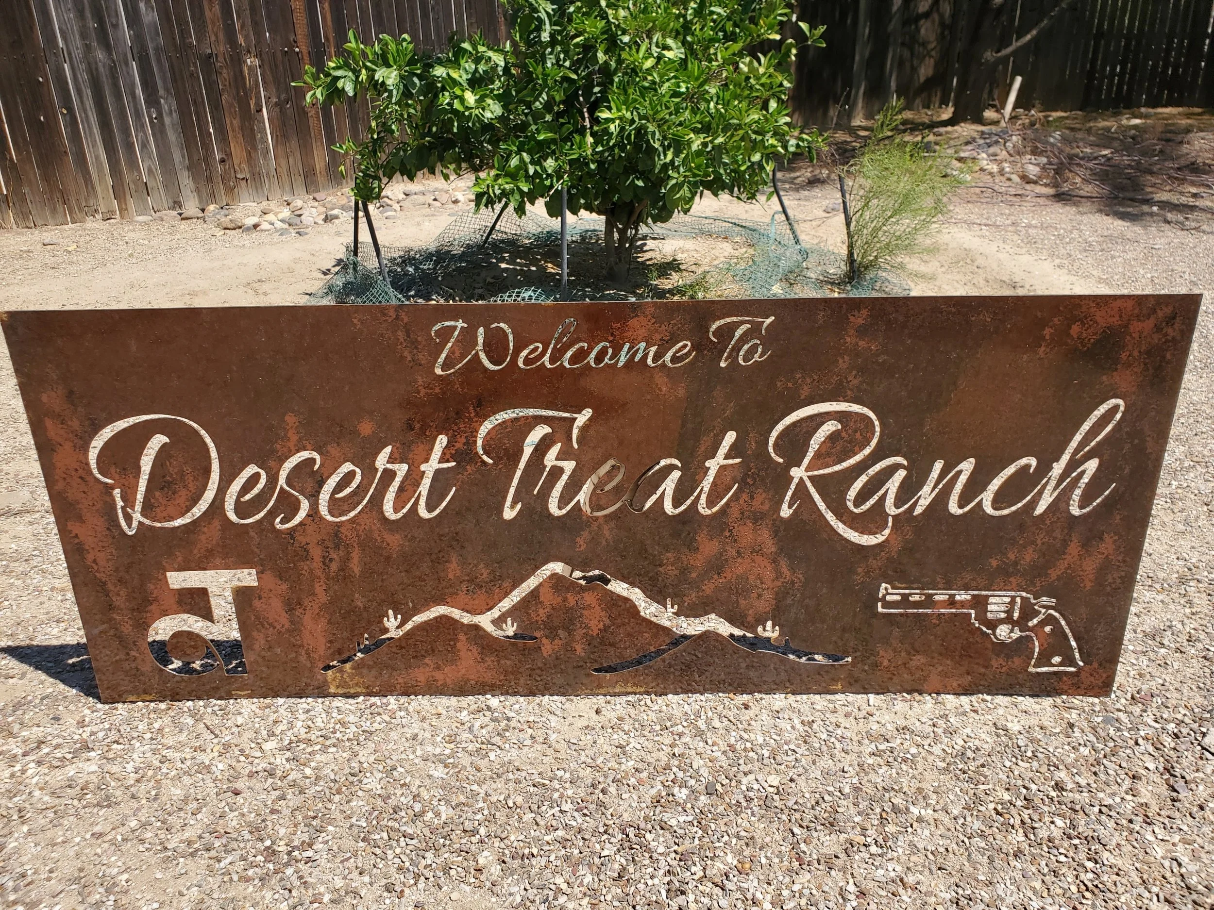 Gallery — Rusted Desert Metal Art