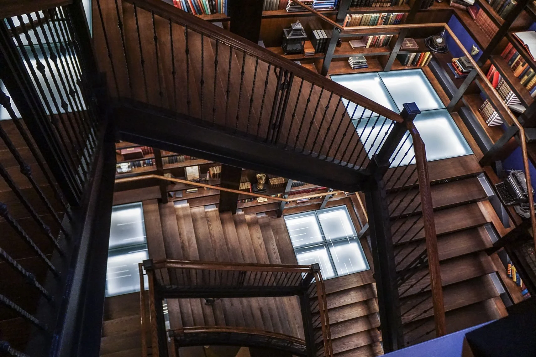 Corporate Office - Library — KEE Architecture