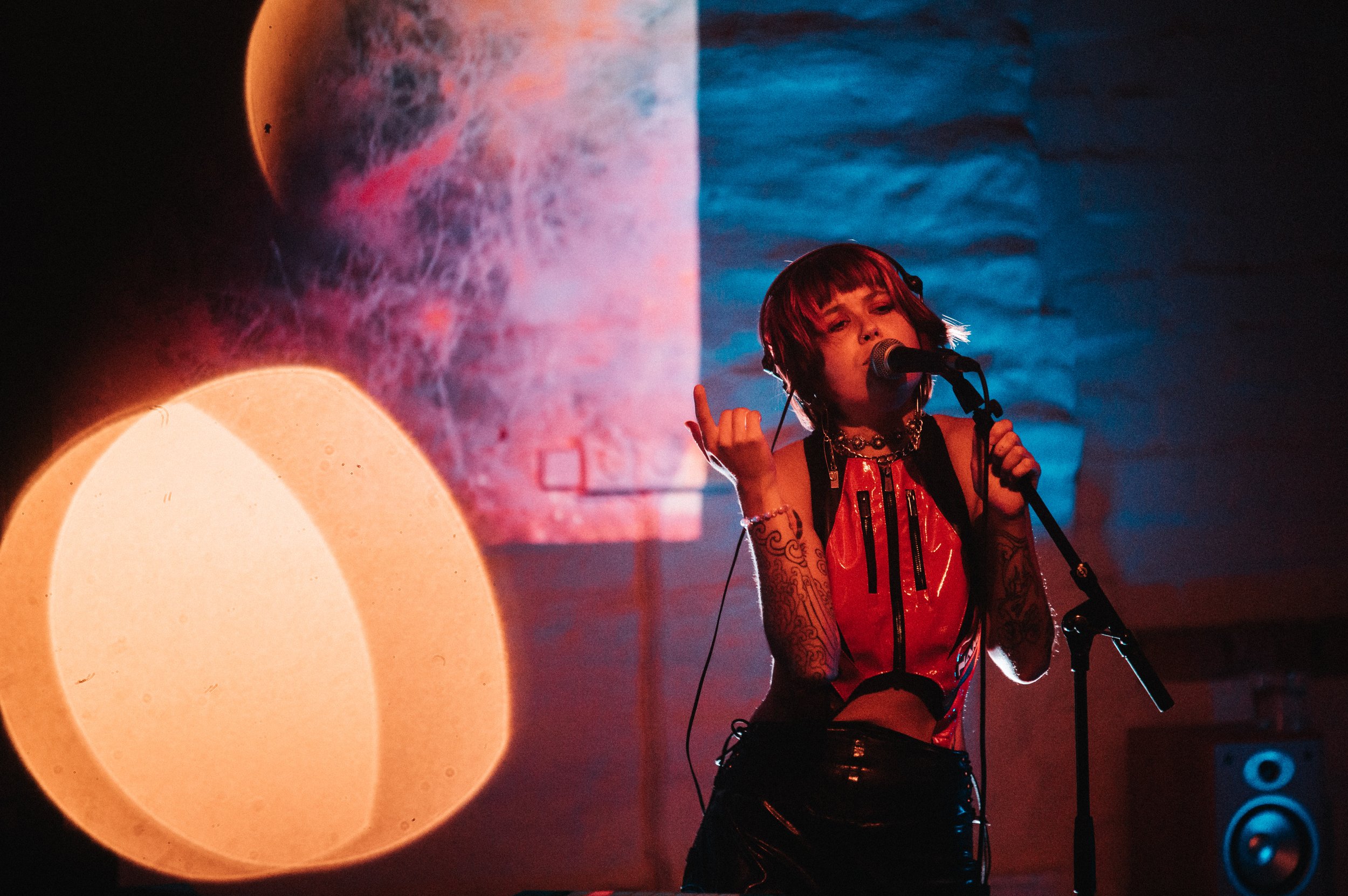 Metronom – Light Art & Indie Music