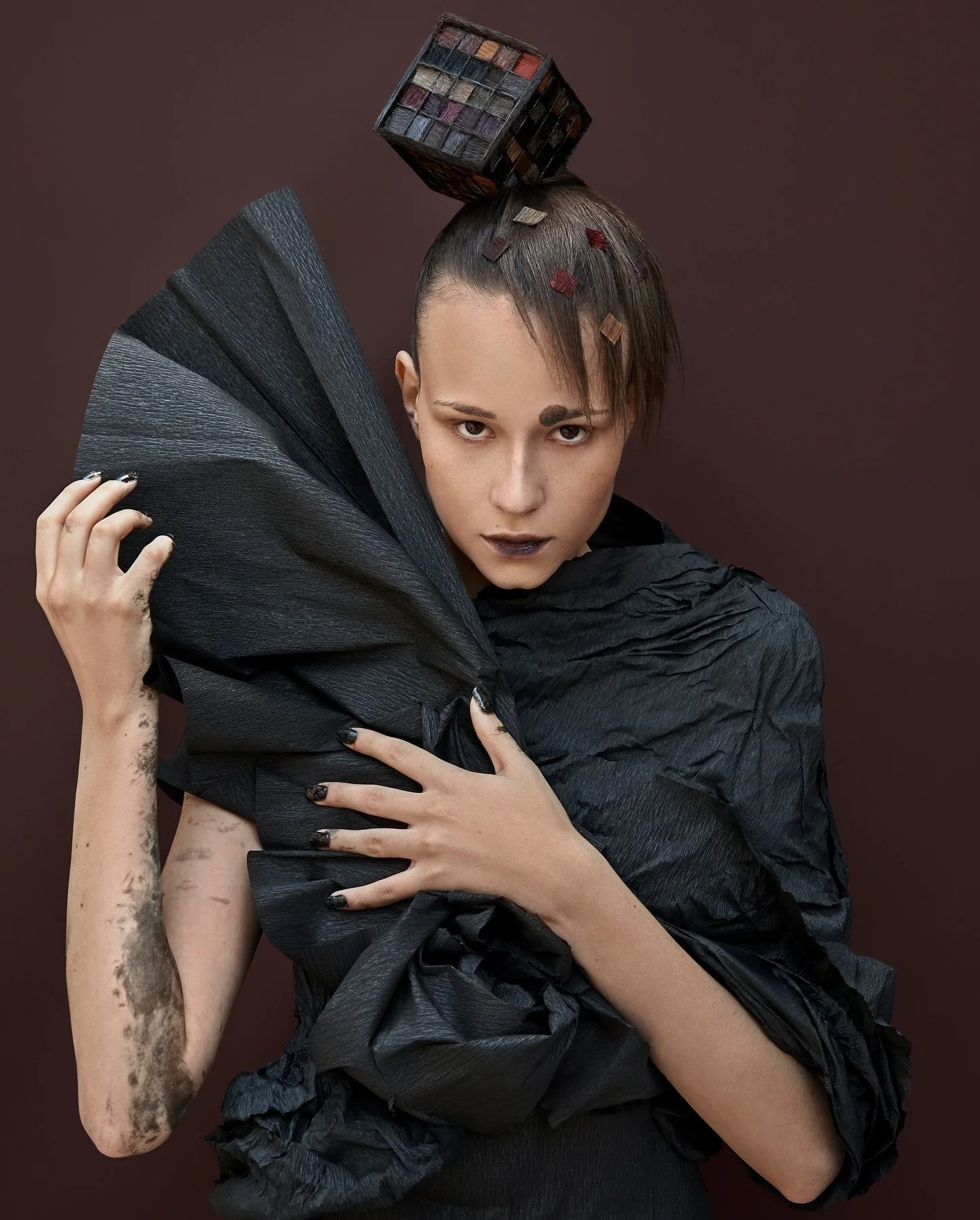 SENNA VET — GMARO Magazine | Fashion | Beauty | Art